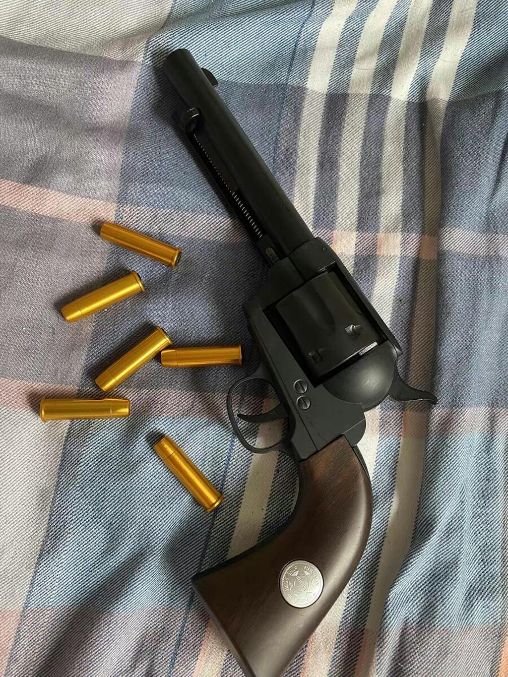 Cowboy Revolver Toy – BRRRRT