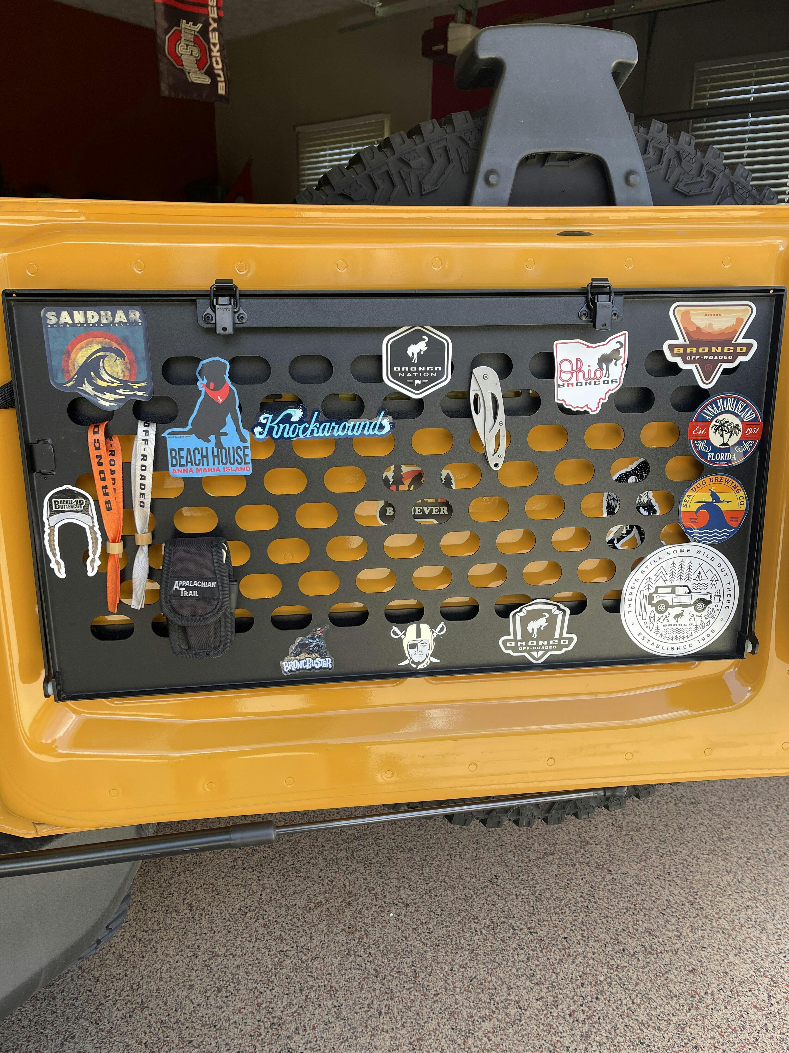 LUMEN8 Tailgate Locking Storage Door with Light for 2021+ Ford Bronco ...