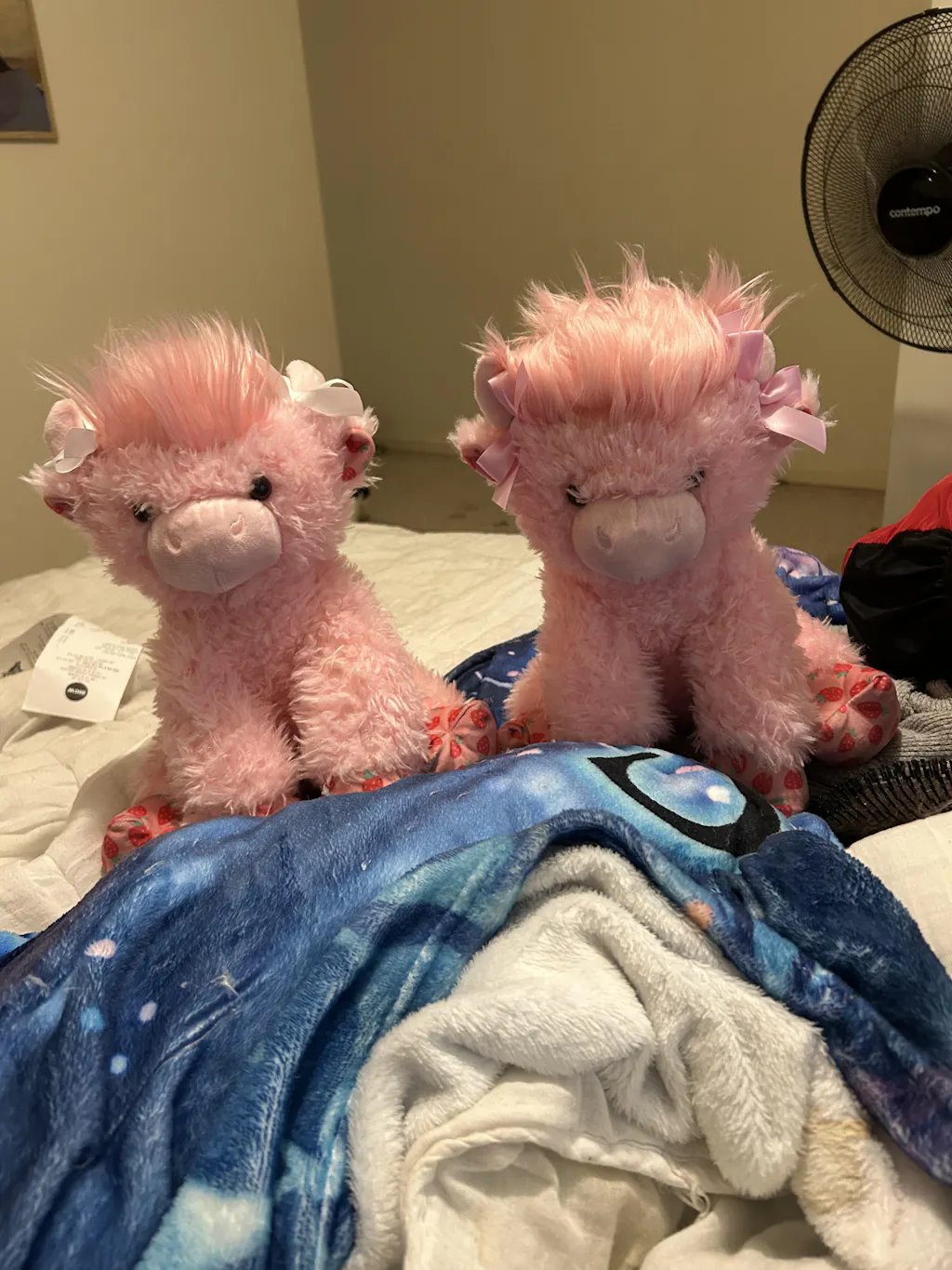 Strawberry Highland Cow Stuffed Animal – Build-A-Bear Workshop Australia