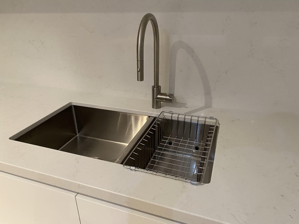 Lincoln 825x450 Single +3/4 Bowl Sink – Buildmat