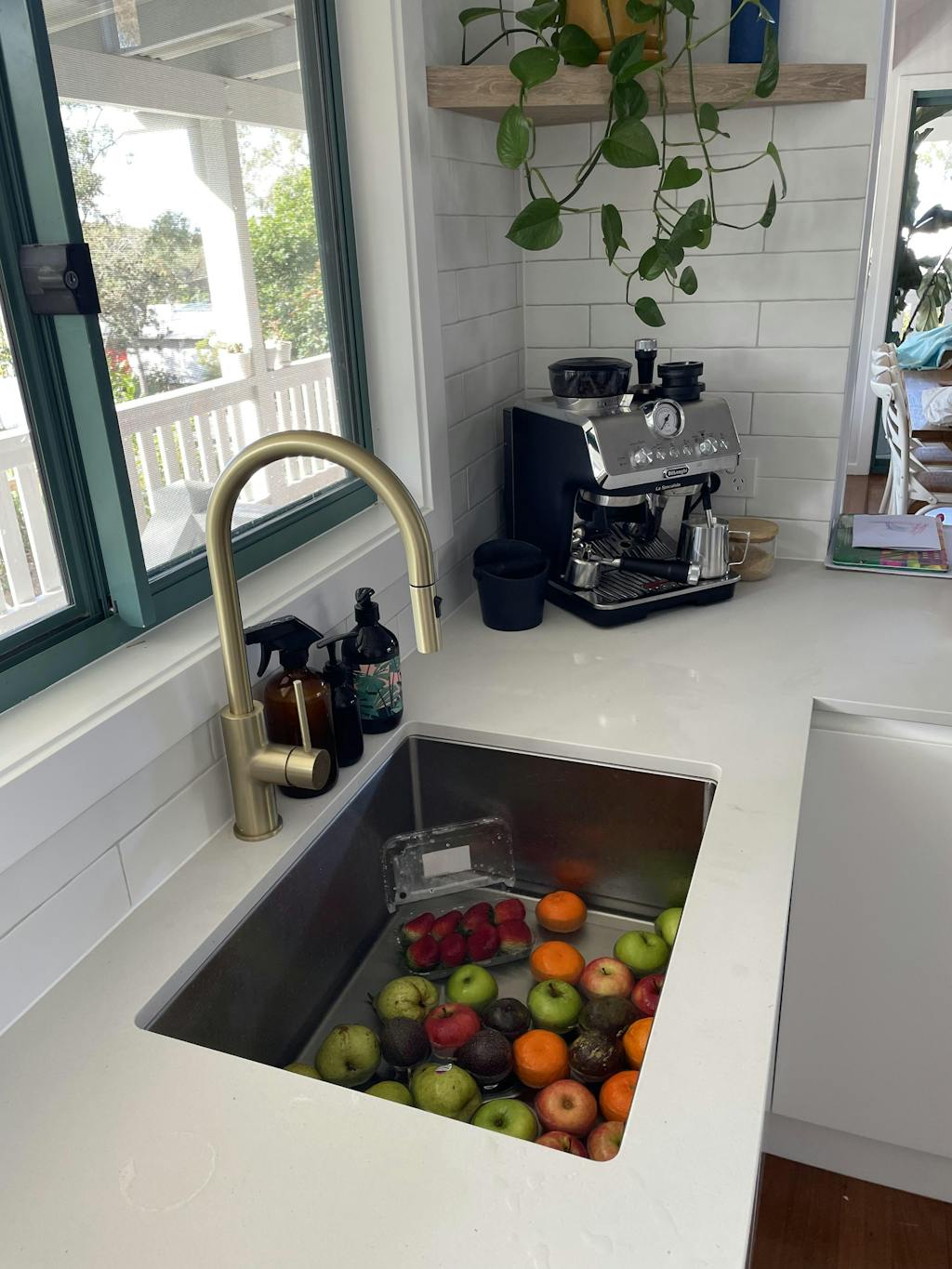 Alma Willow 600x450 Medium Single Bowl Sink – Buildmat