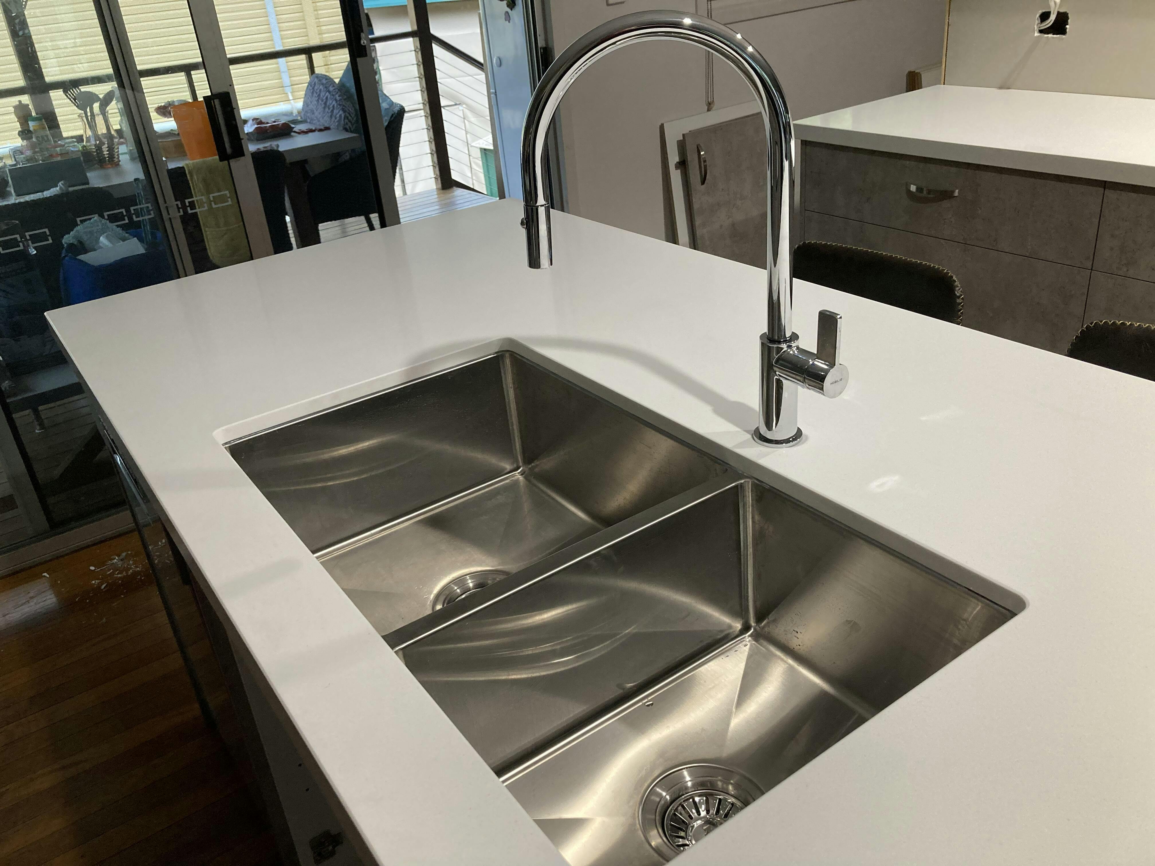 Lincoln 825x450 Single +3/4 Bowl Sink – Buildmat