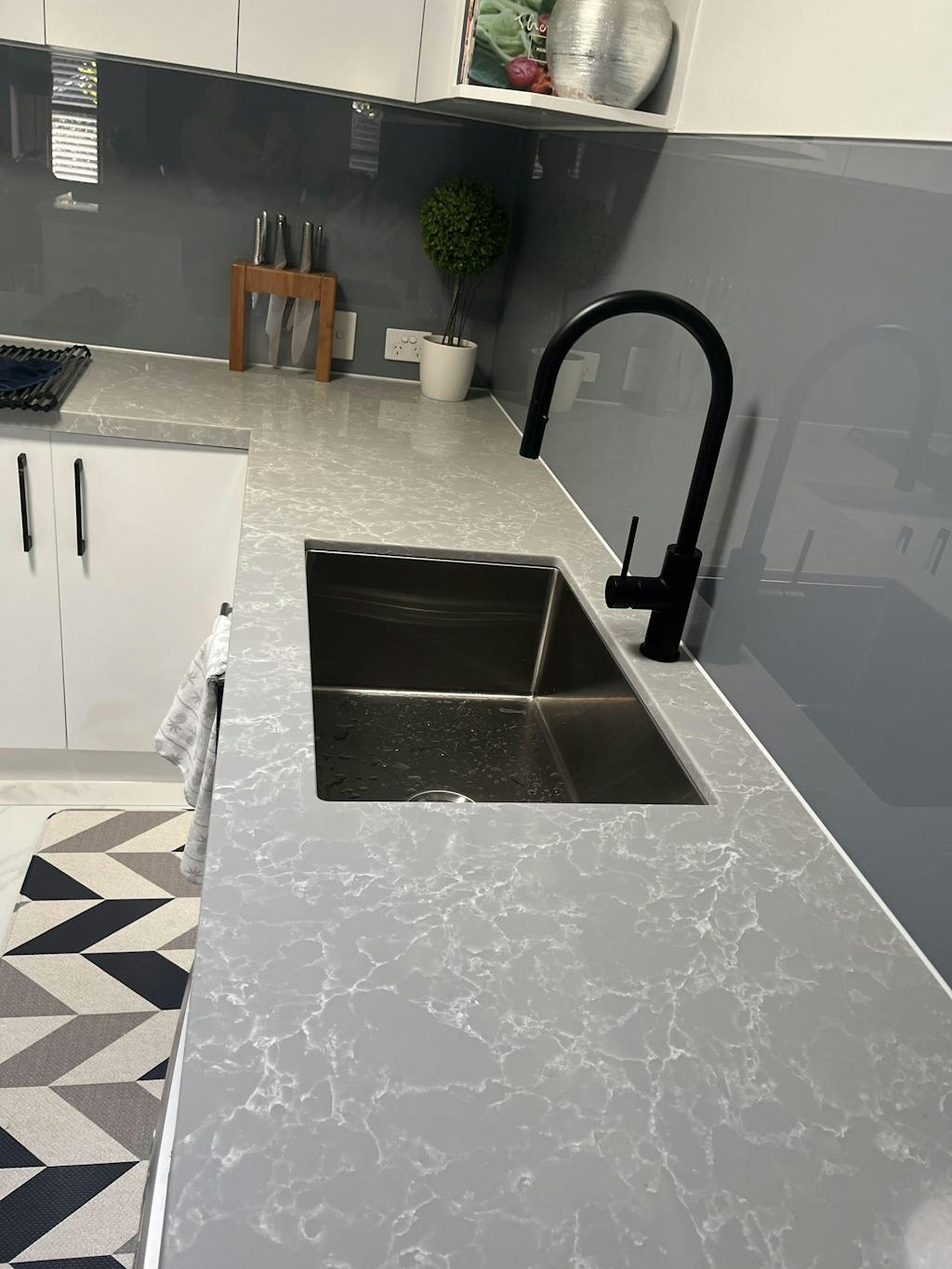 Alma Mira Matte Black Pull Out Mixer – Buildmat