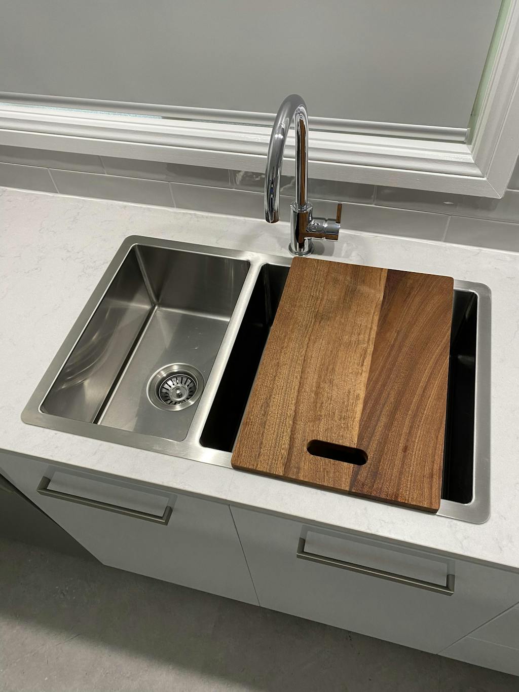 Alma Shan Wooden Chopping Board – Buildmat