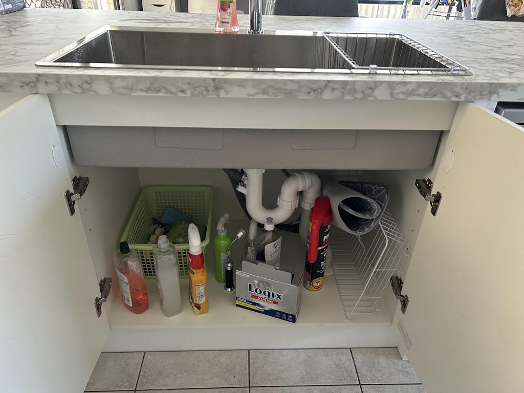 Alma Mila 900x500 XXLarge Single Bowl Tap Landing Sink – Buildmat