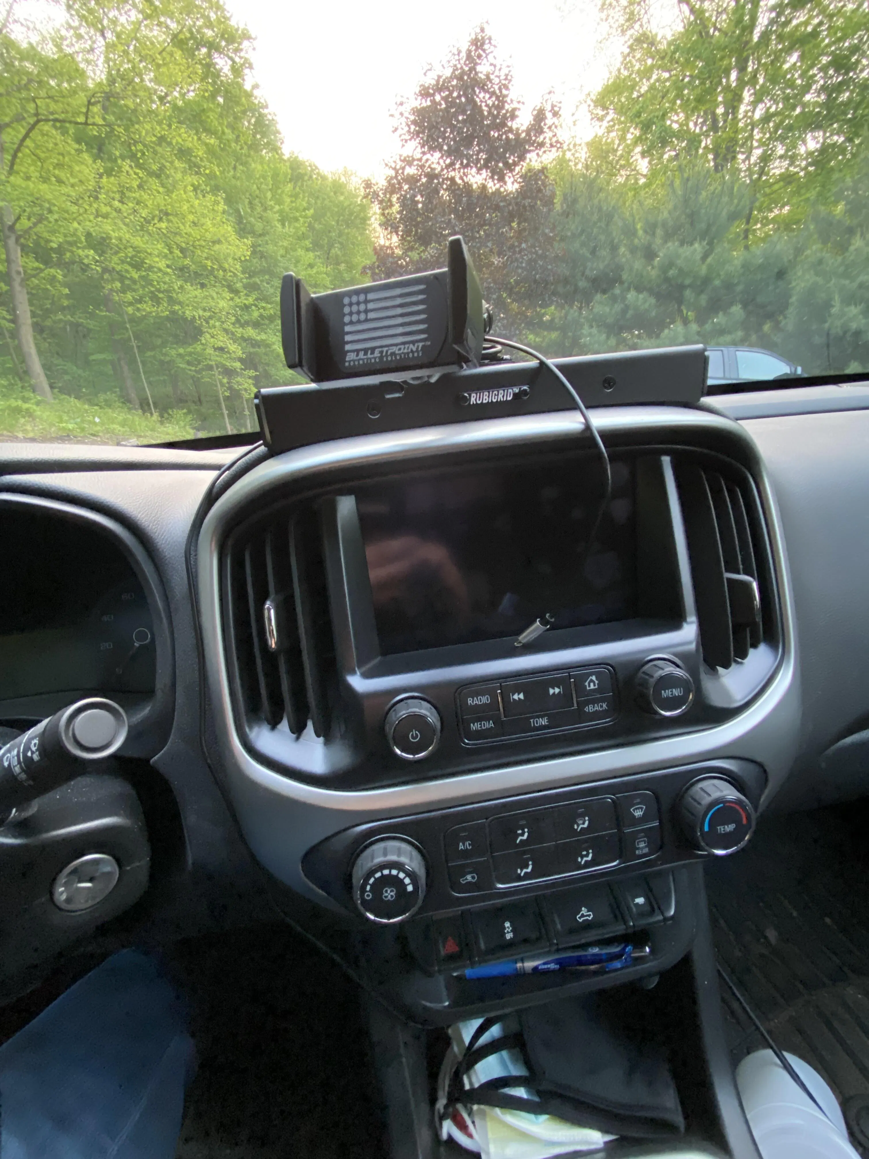 RubiGrid® 2015-2022 Chevrolet Colorado & GMC Canyon Dash Mount Phone H ...