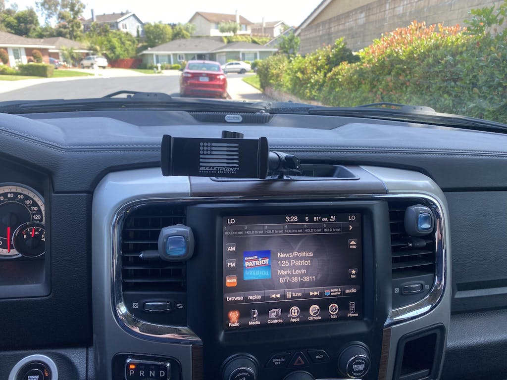 Bulletpoint RAM Truck Phone Mount Metal Series 2013-2018 - Bulletpoint ...