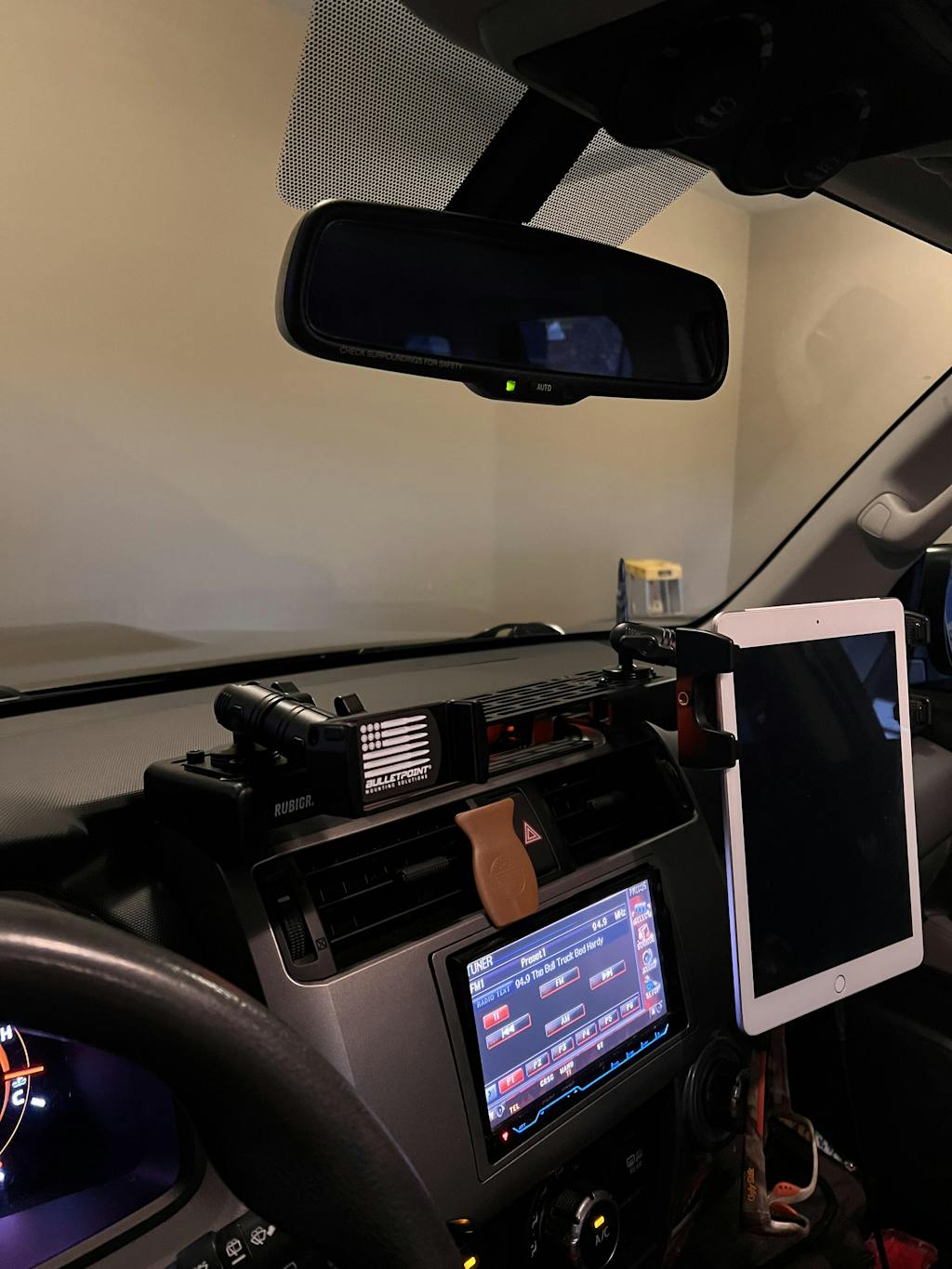 RubiGrid 2010-2024 Toyota 4Runner Dash Mount Phone + Device Holder ...