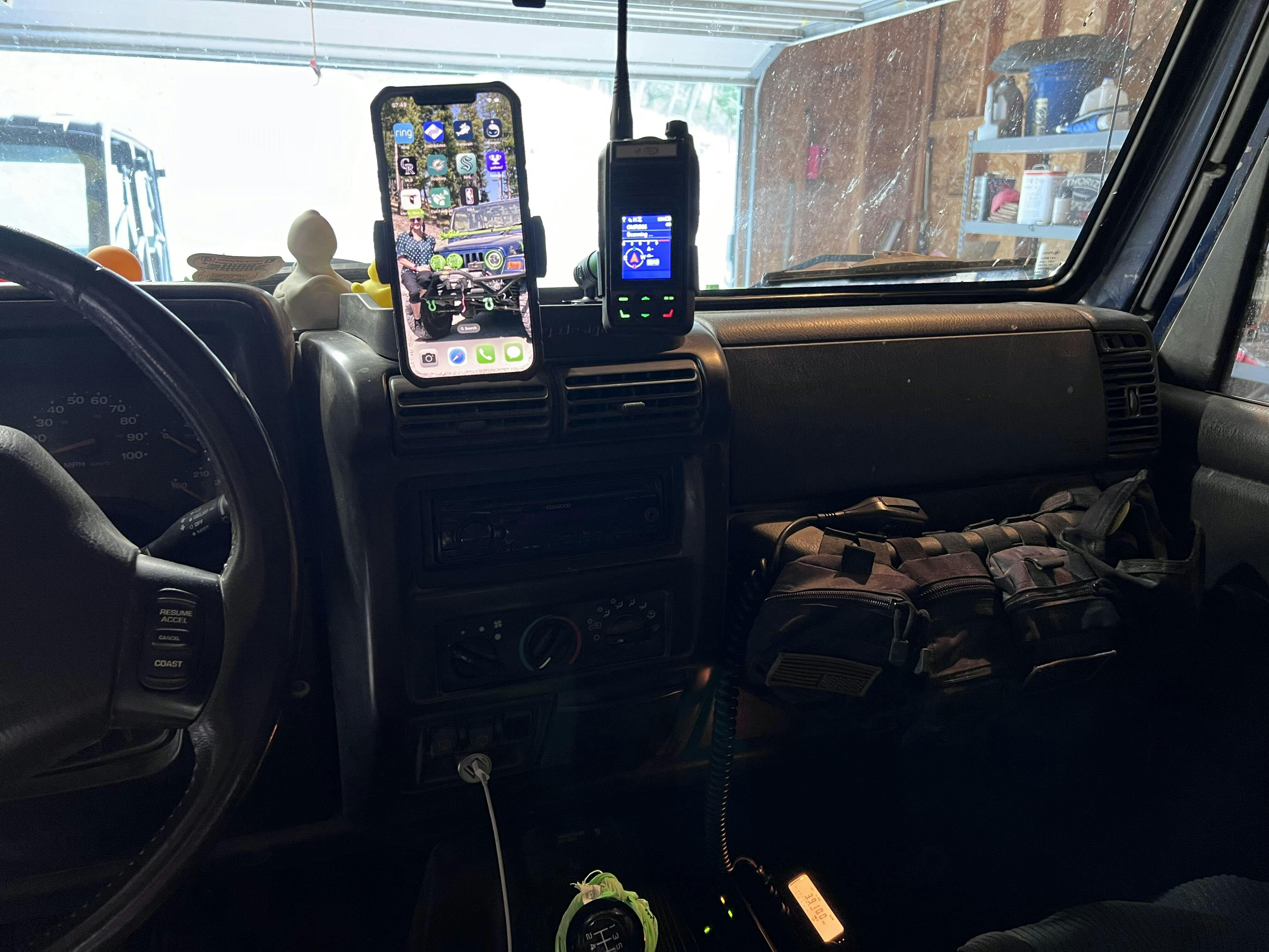 Handheld Radio Holder with 20mm Ball - Bulletpoint Mounting Solutions