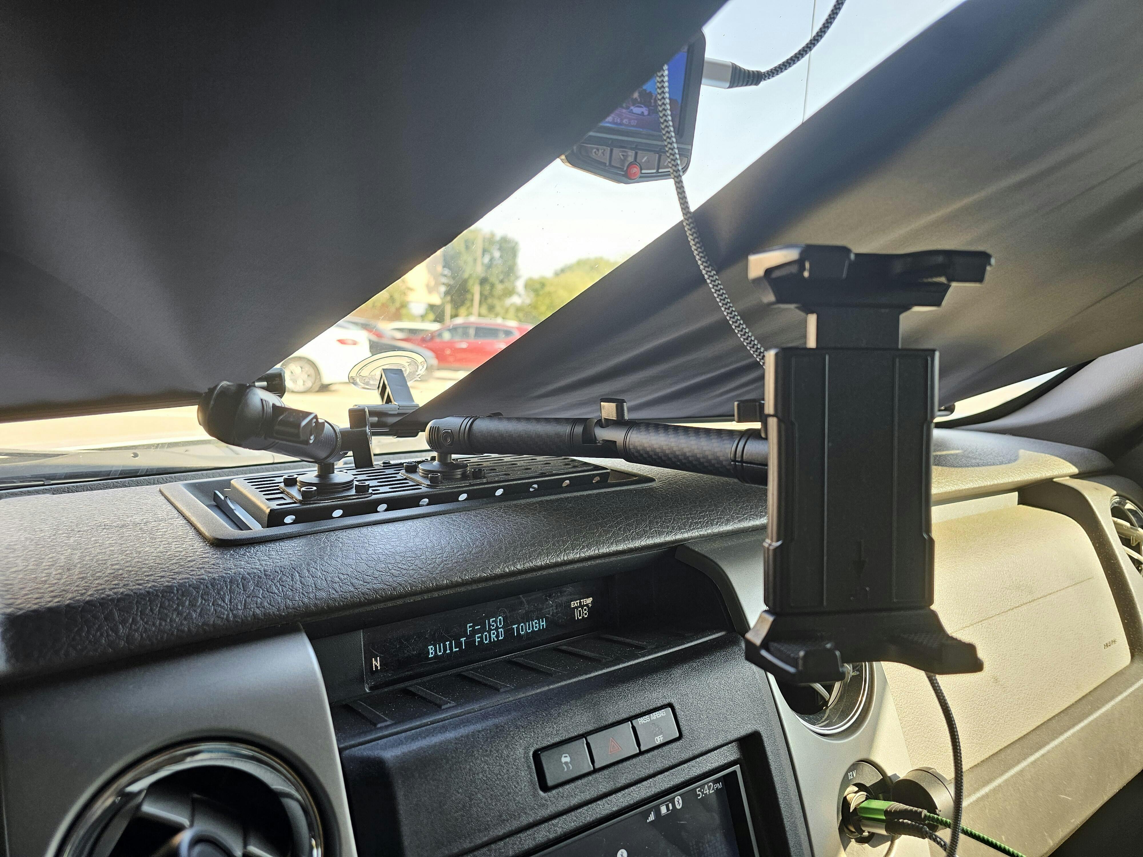 Locking Adjustable Carbon Fiber + Kevlar Mounting Arms with Articulati ...