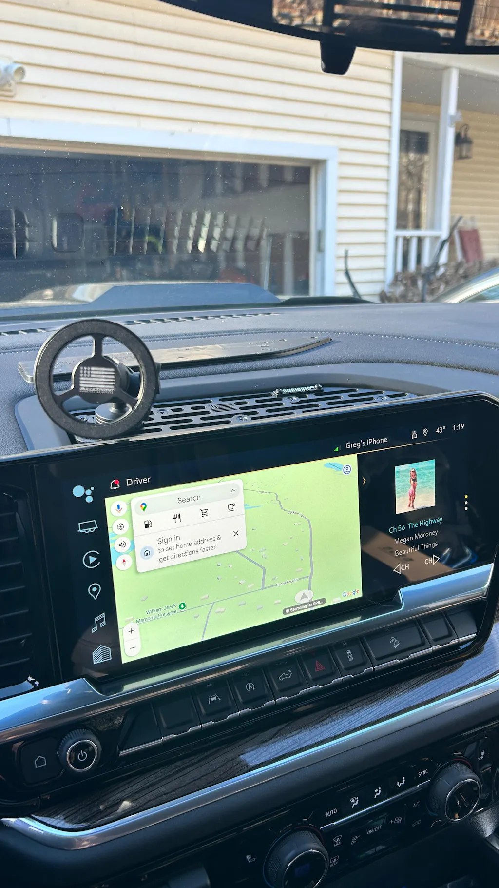RubiGrid® 2022+ GMC Sierra + Chevrolet Silverado Dash Mount 13.4" Scre ...
