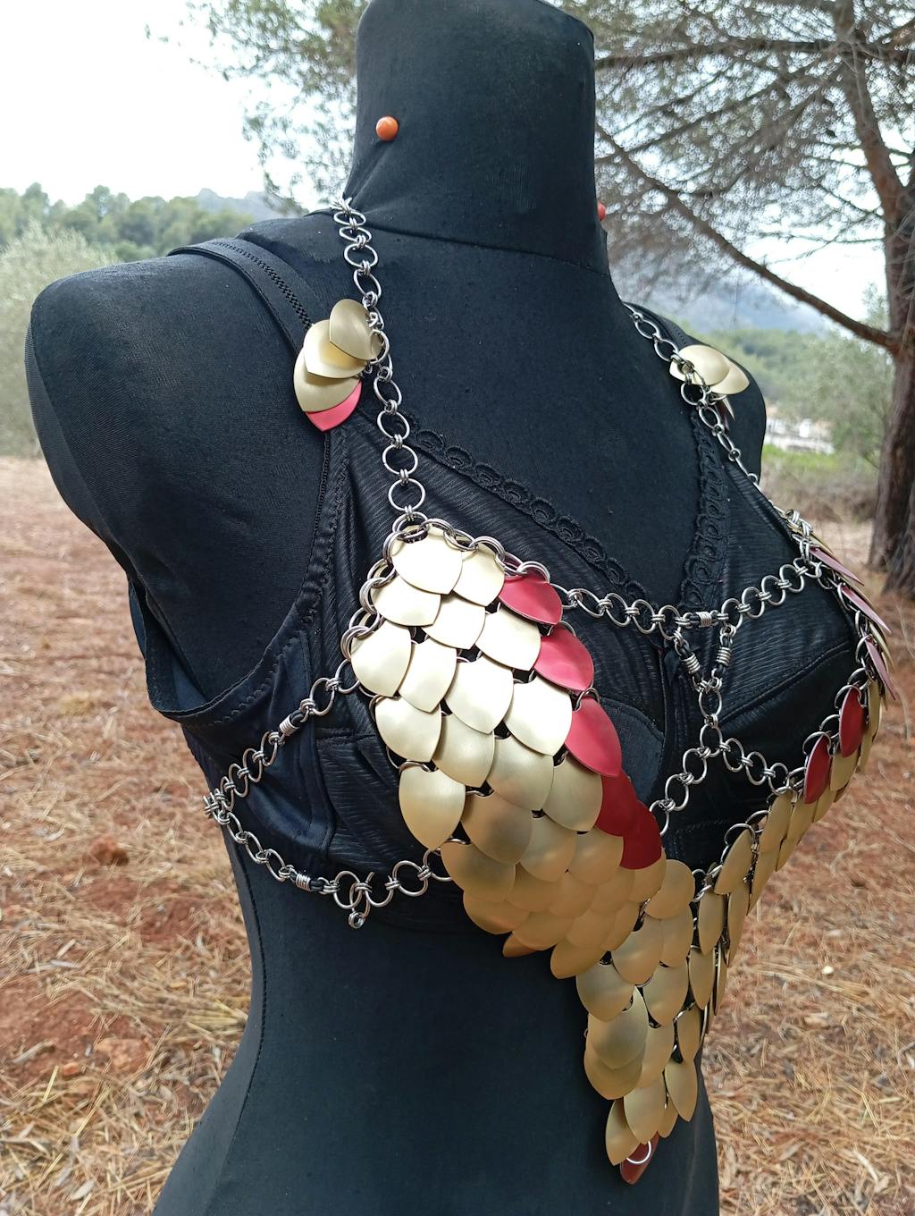 Aluminium Scales Gold