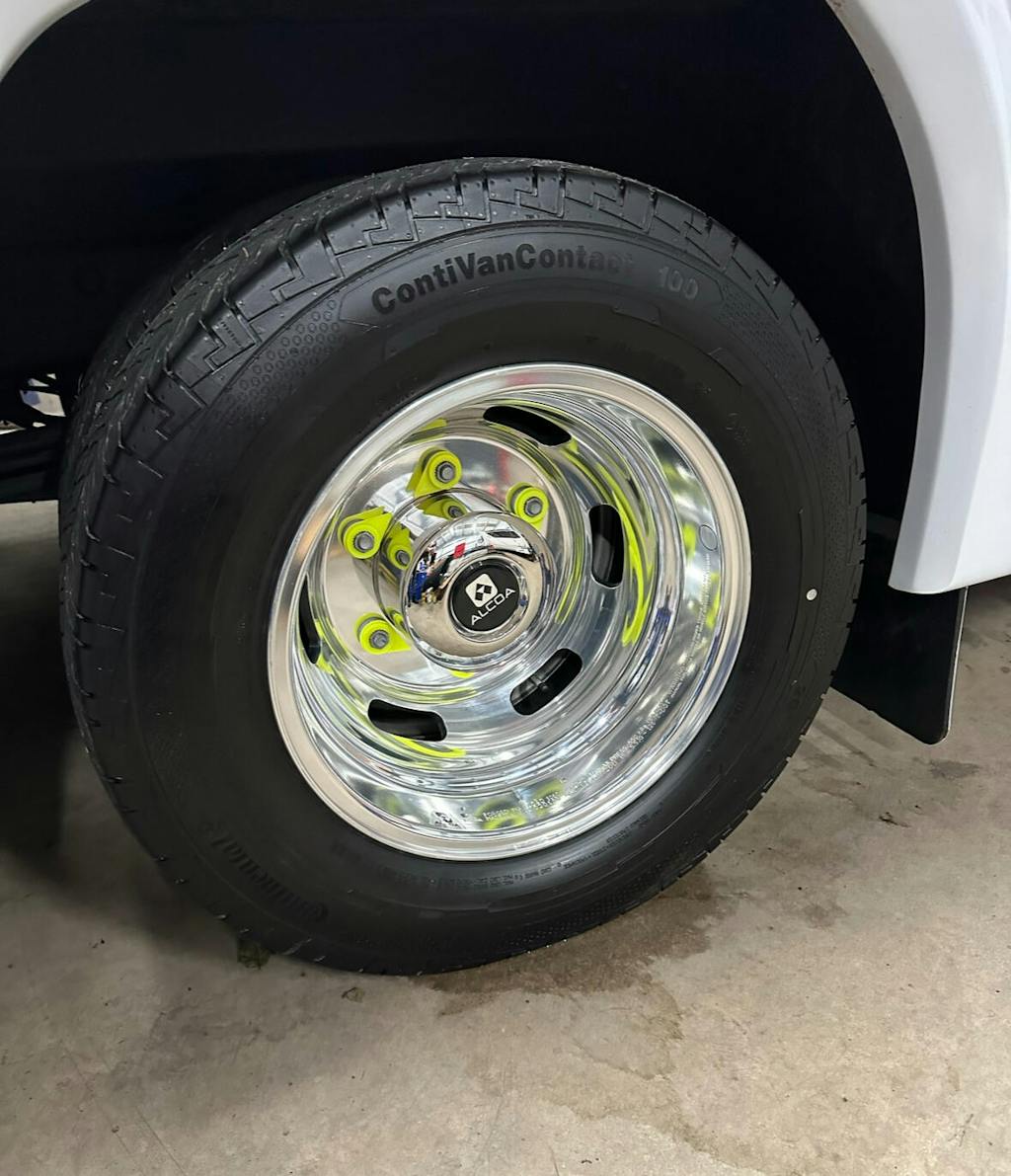 Sprinter 16" Rear Aluminum Wheel | Alcoa Dura-Bright® – Buy Truck Wheels