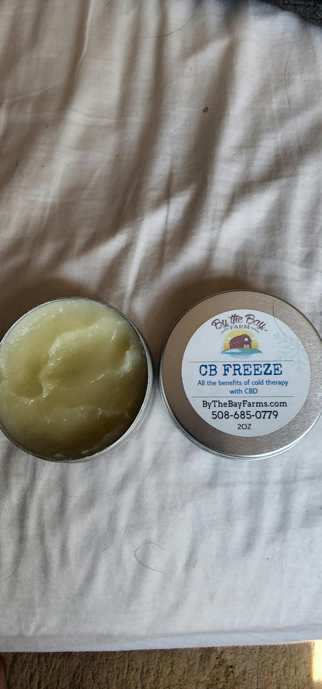 CB Freeze - 2oz Cold Therapy and CBD