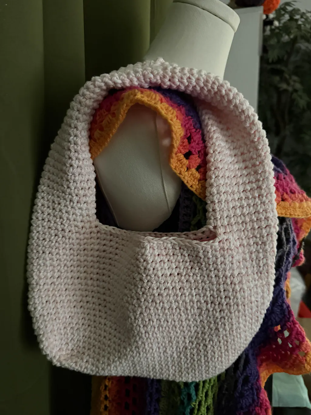 The Donut Bag Pattern: Beginner-friendly crochet bag tutorial + video ...
