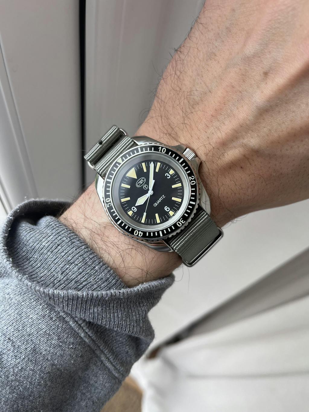 1983 Royal Navy Divers Quartz Re-Issue Watch (RN300-83 QS60)