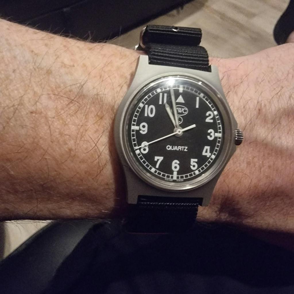 CWC G10 MILITARY ISSUE WATCH