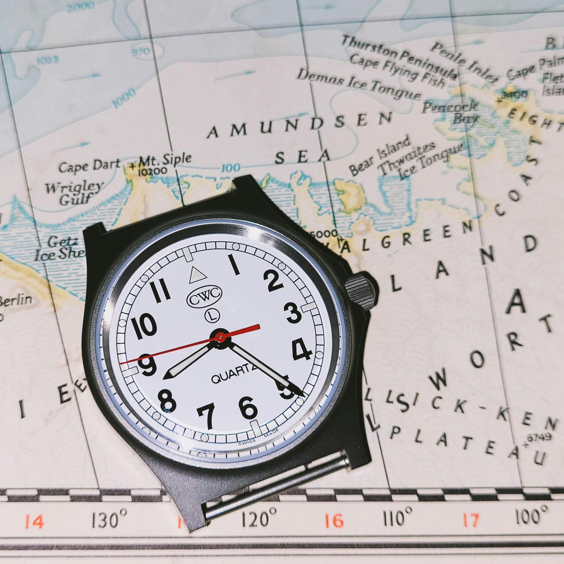 CWC GS Sapphire Subhunter Watch, Stainless Steel Case with White Dial