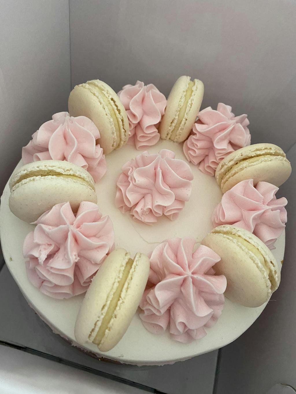 Same Day Sydney Delivery | Last Minute Cake Near Me| Cakes For Her ...