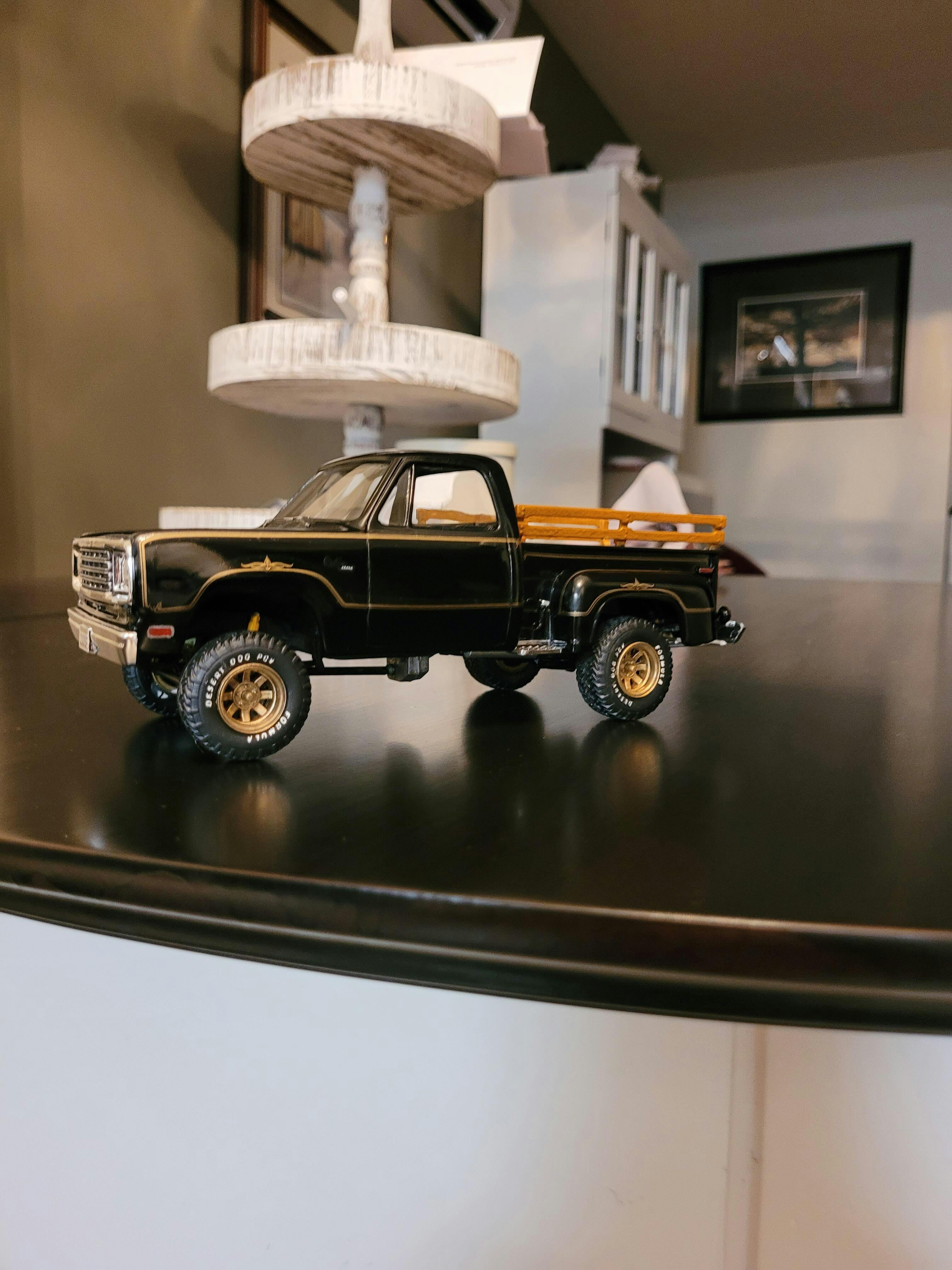 MPC 1977 Warlock Dodge Stepside Pickup 1/25 Scale MPC983 • Canada's ...