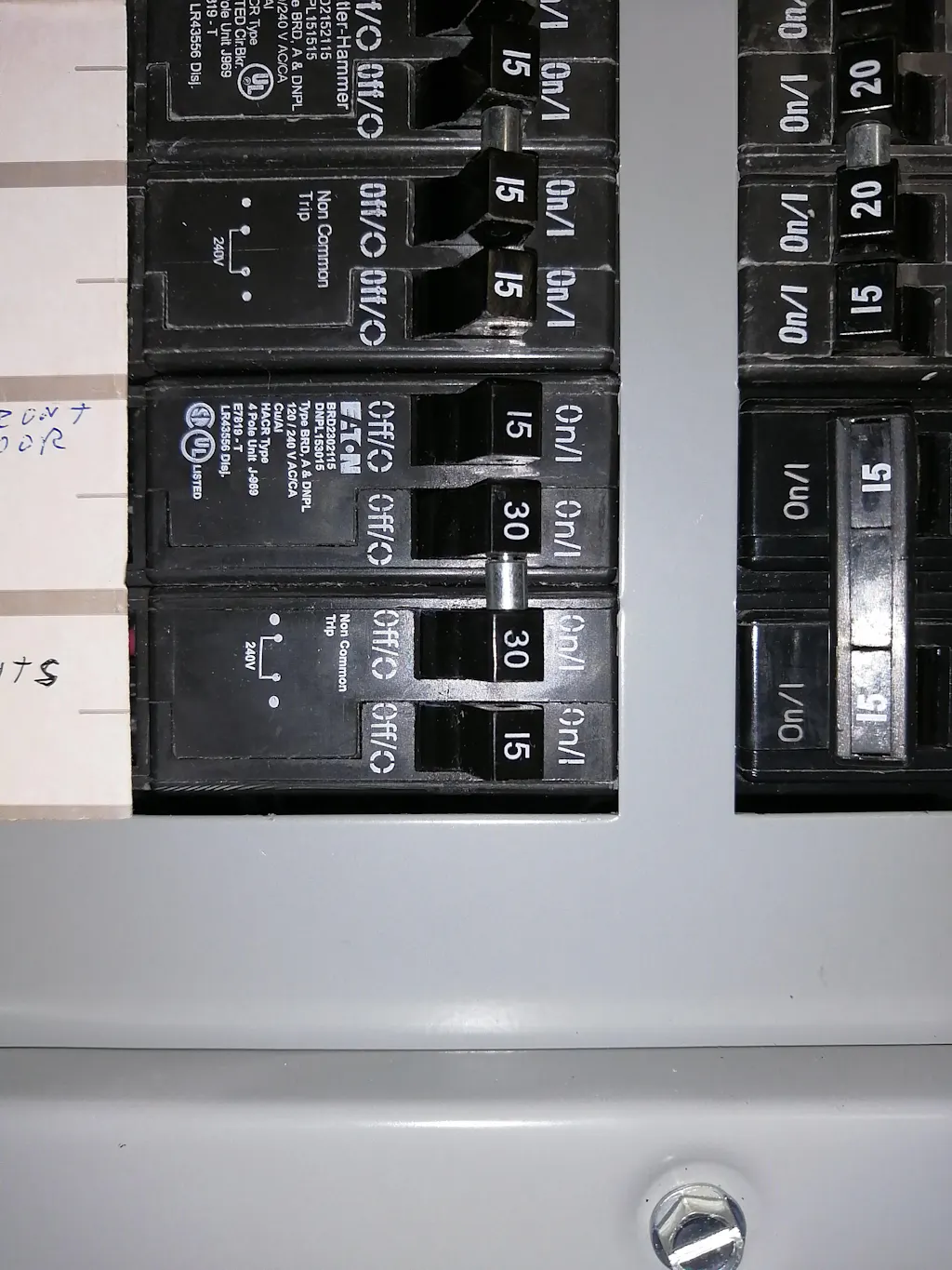DNPL153015 - Eaton - 15/30/30/15 Quad Amp Circuit Breaker – Canada Breakers
