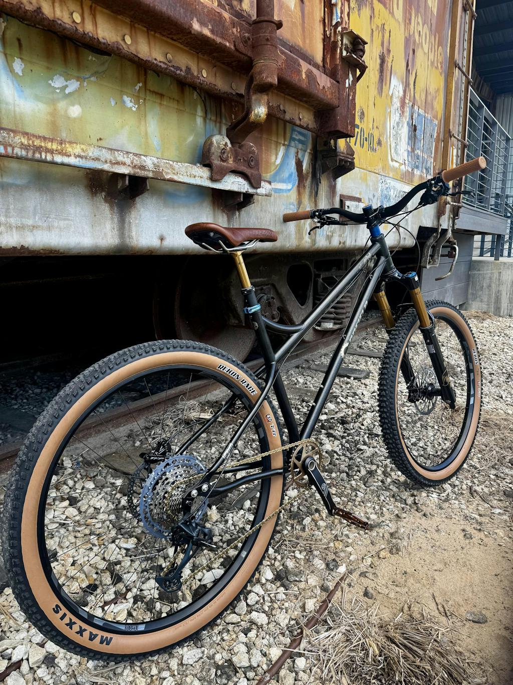 Ti Nimble 9 | Titanium Hardtail Mountain Bike | Canfield Bikes | MTB