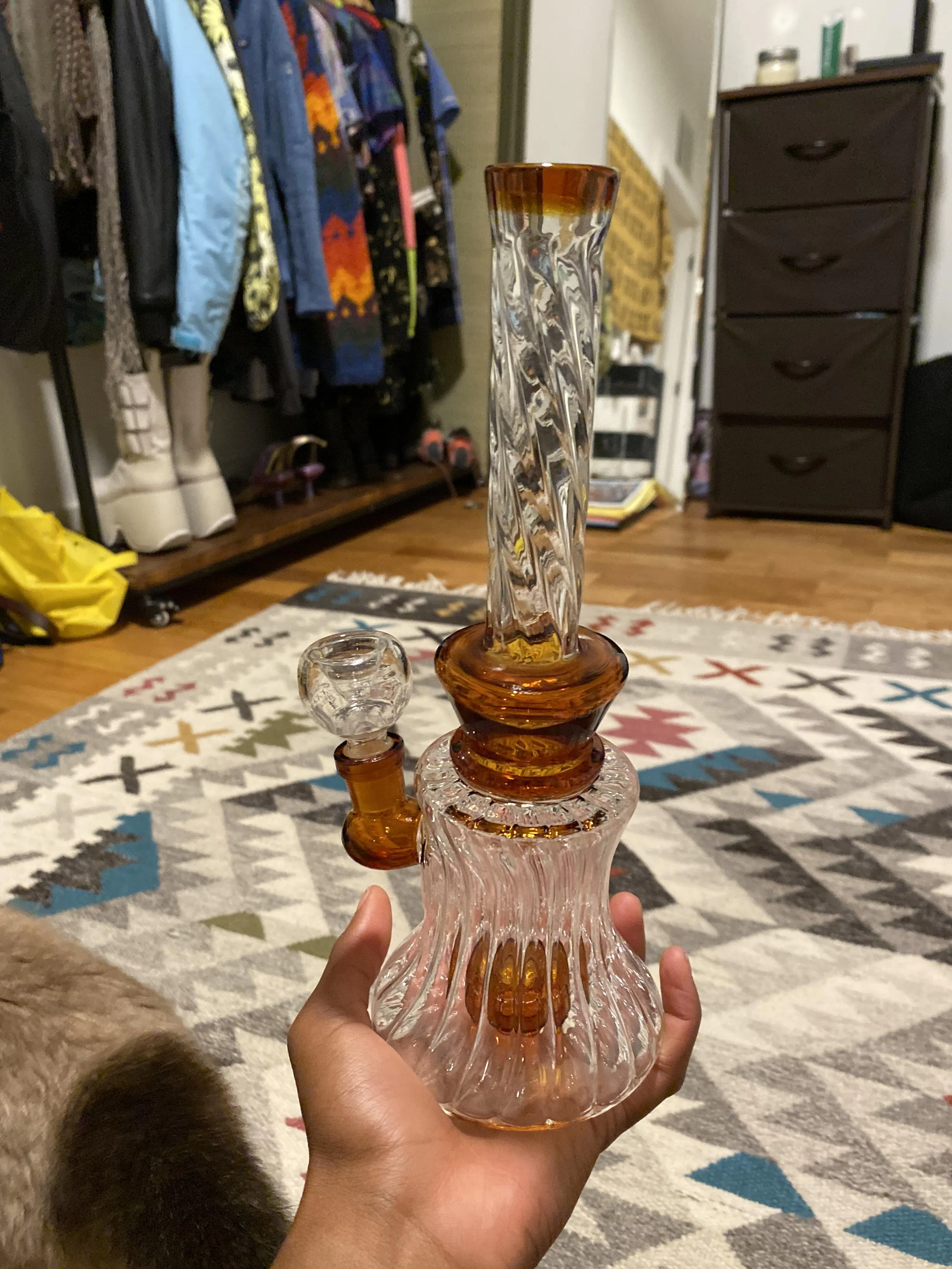ELEGANT SWIRL BONG – Canna Style