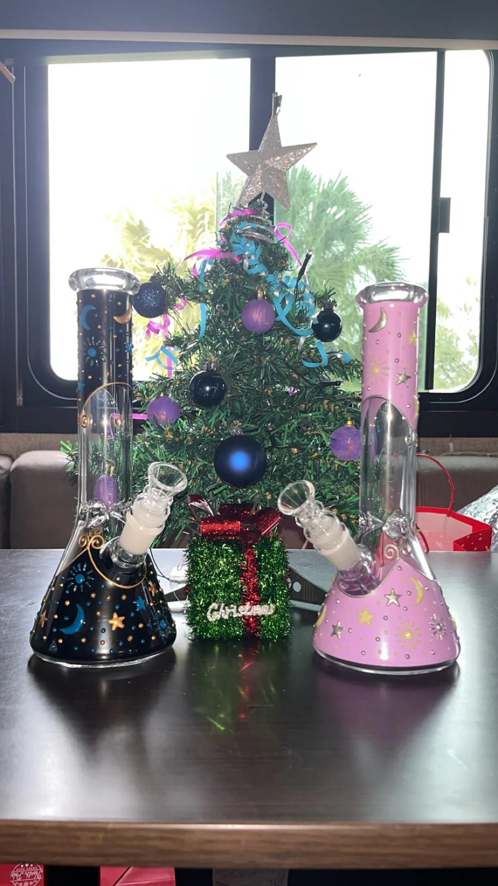 MIDNIGHT CELESTIAL BONG (glow in the dark) – Canna Style