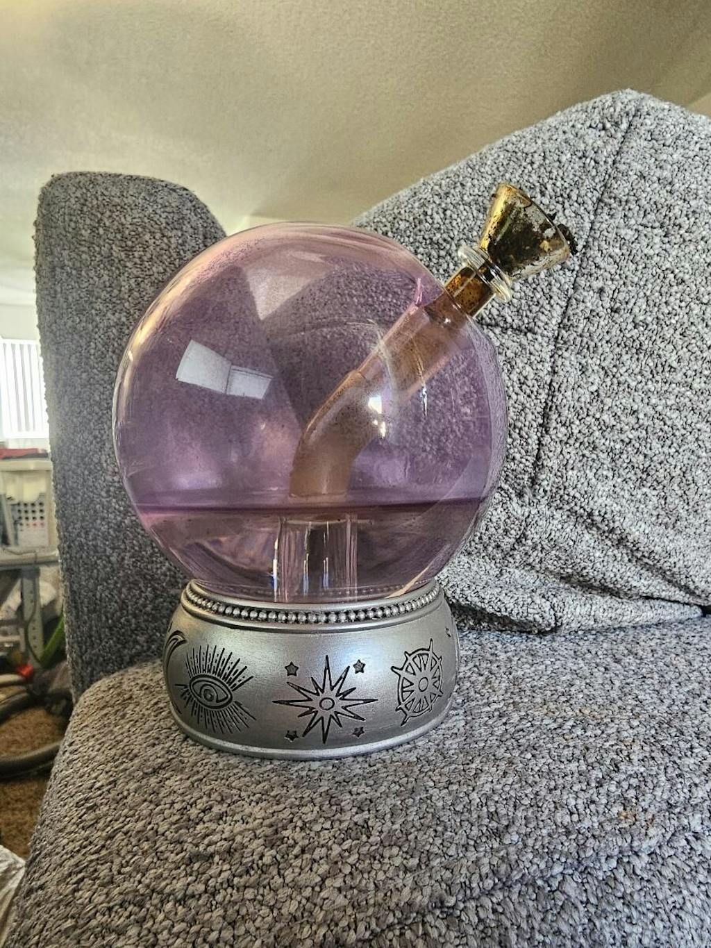PURPLE CRYSTAL BALL BONG – Canna Style
