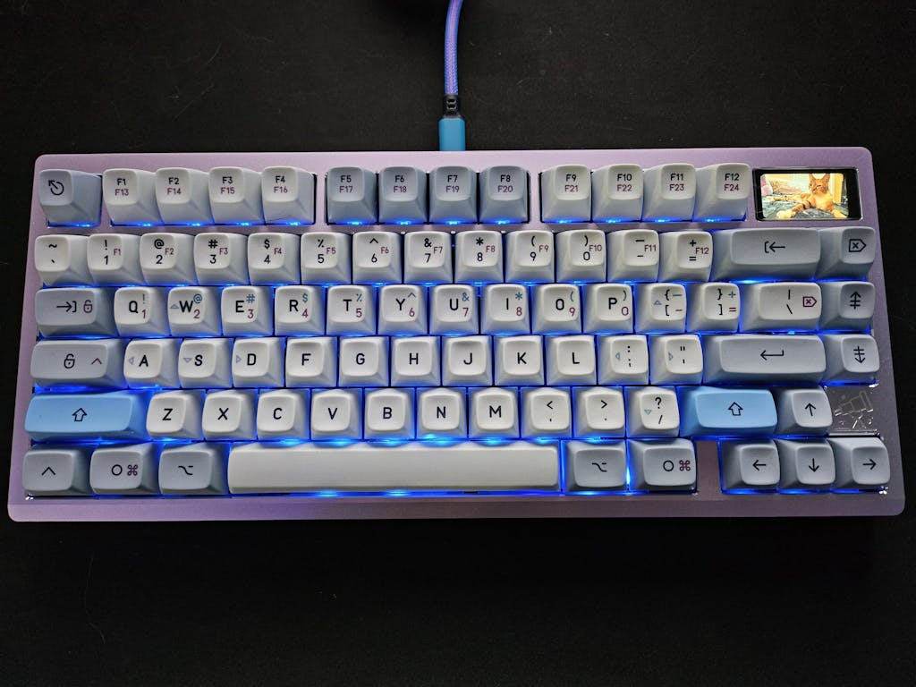 Zoom75 LCD Edition Keyboard – CannonKeys