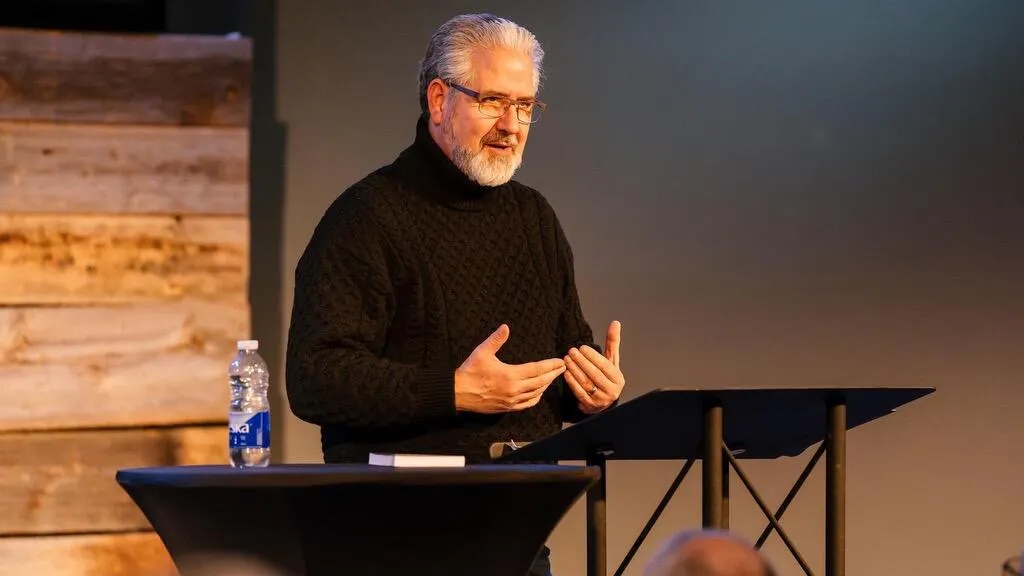 Leadership and Emotional Sabotage: Resisting the Anxiety That Will Wre ...