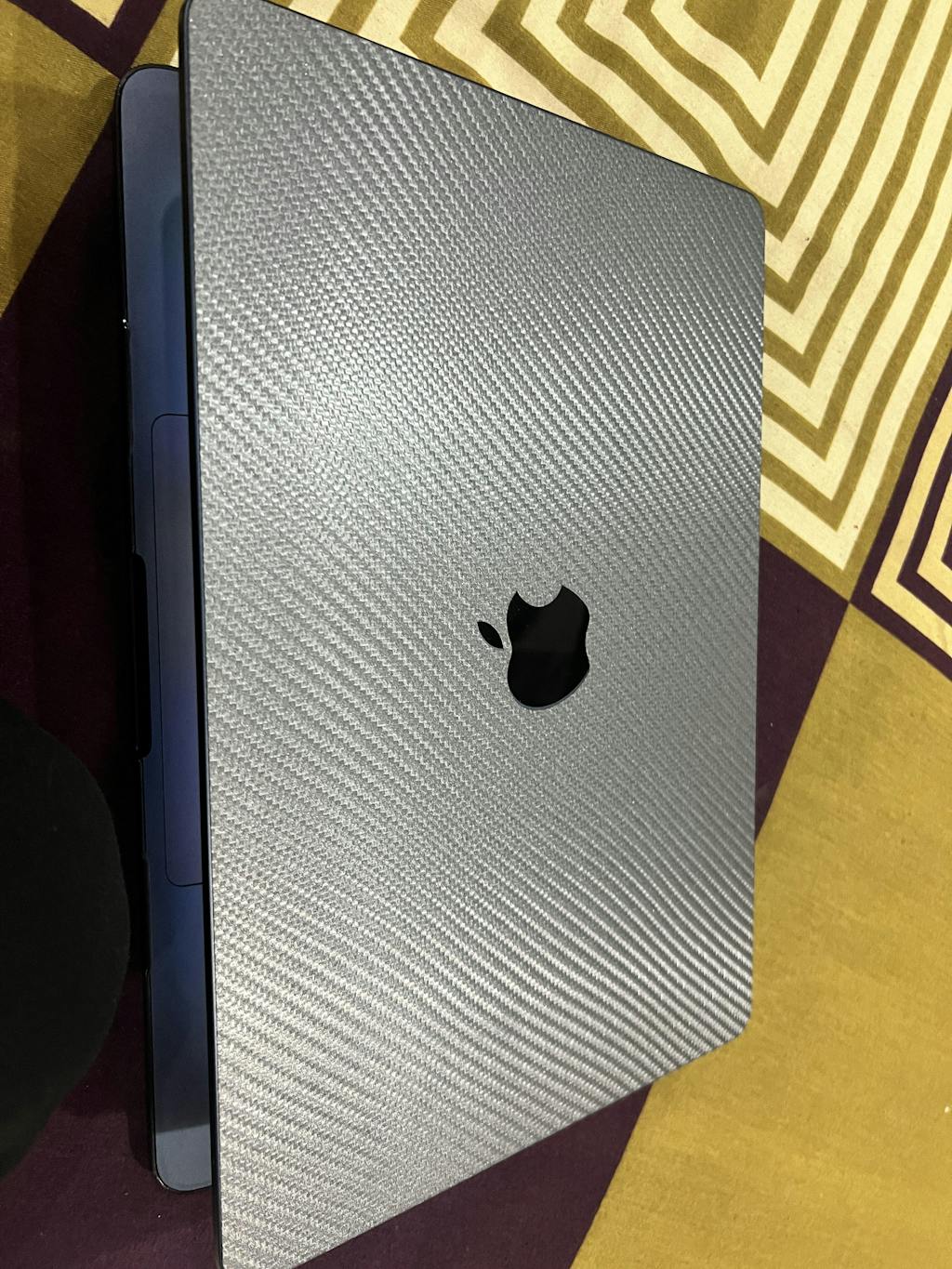 HP Victus 16-E0175AX Skins, Wraps & Covers » Capes