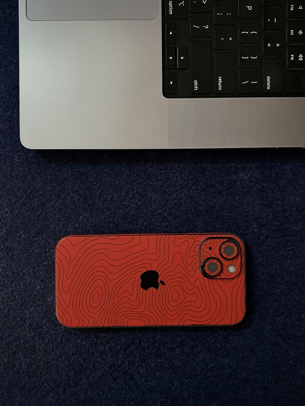 iPhone 16 Pro Max Skins, Wraps & Covers » Capes