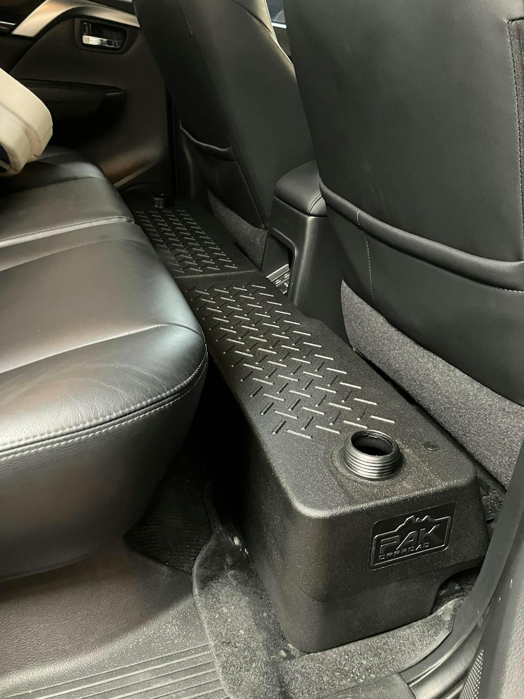 Footwell Tank 40L Kit with Fittings & Dispenser