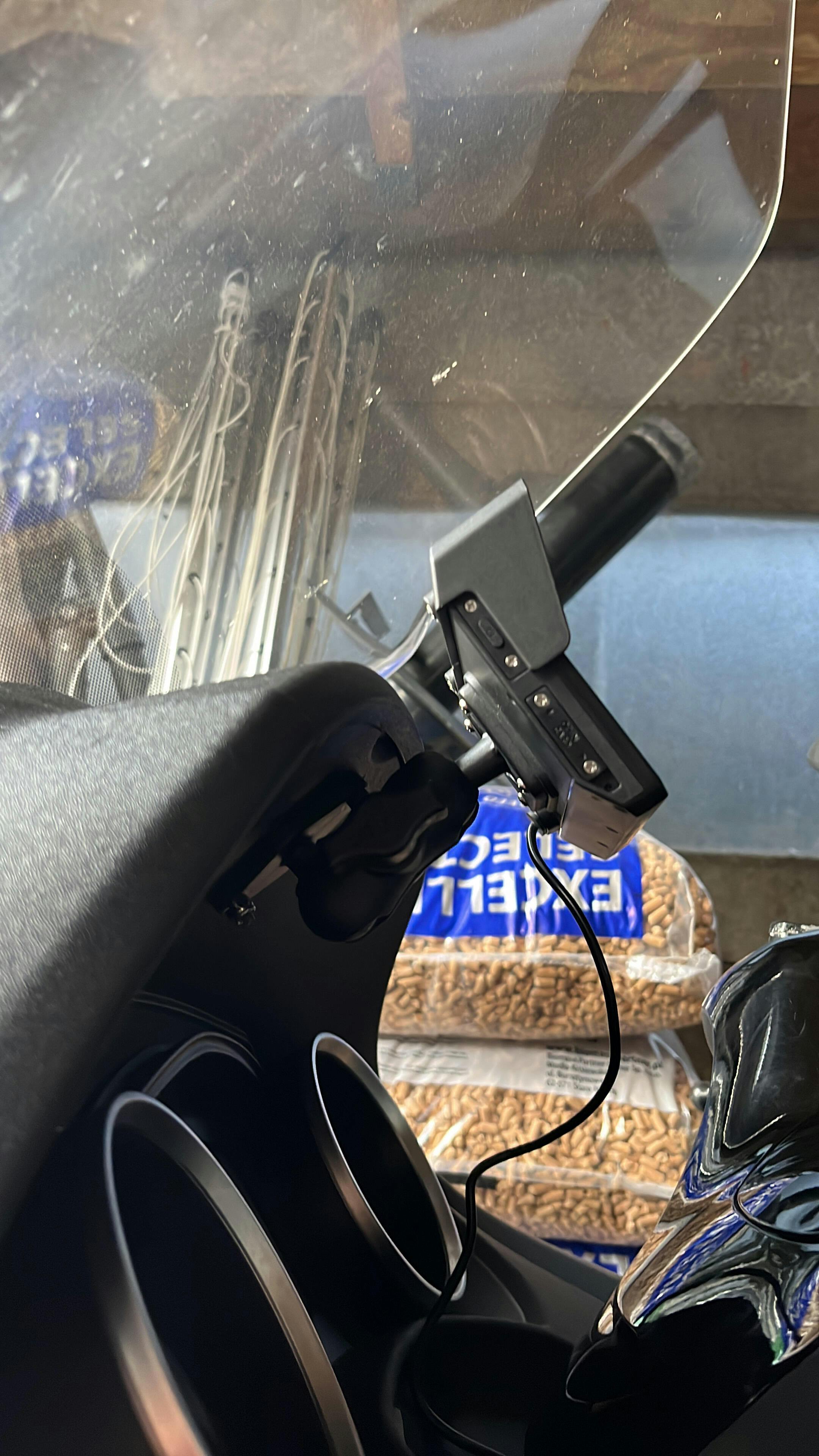 Carpuride W502 Wireless Portable Dual Bluetooth Waterproof IP67 Motorc