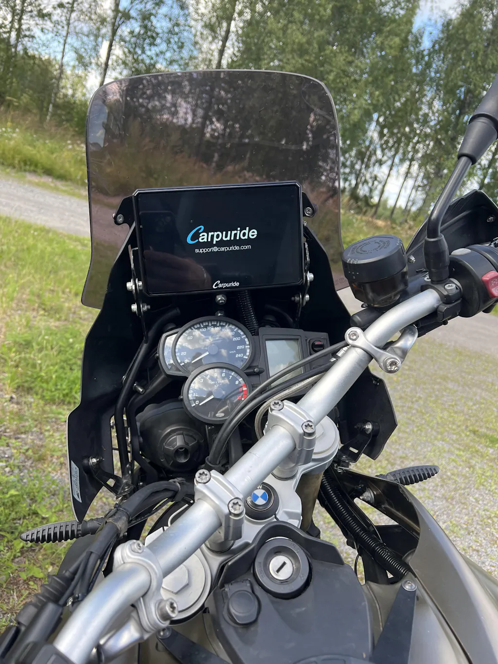 Carpuride W712D motorcycle gps | motorcycle dash cam | flip out radio