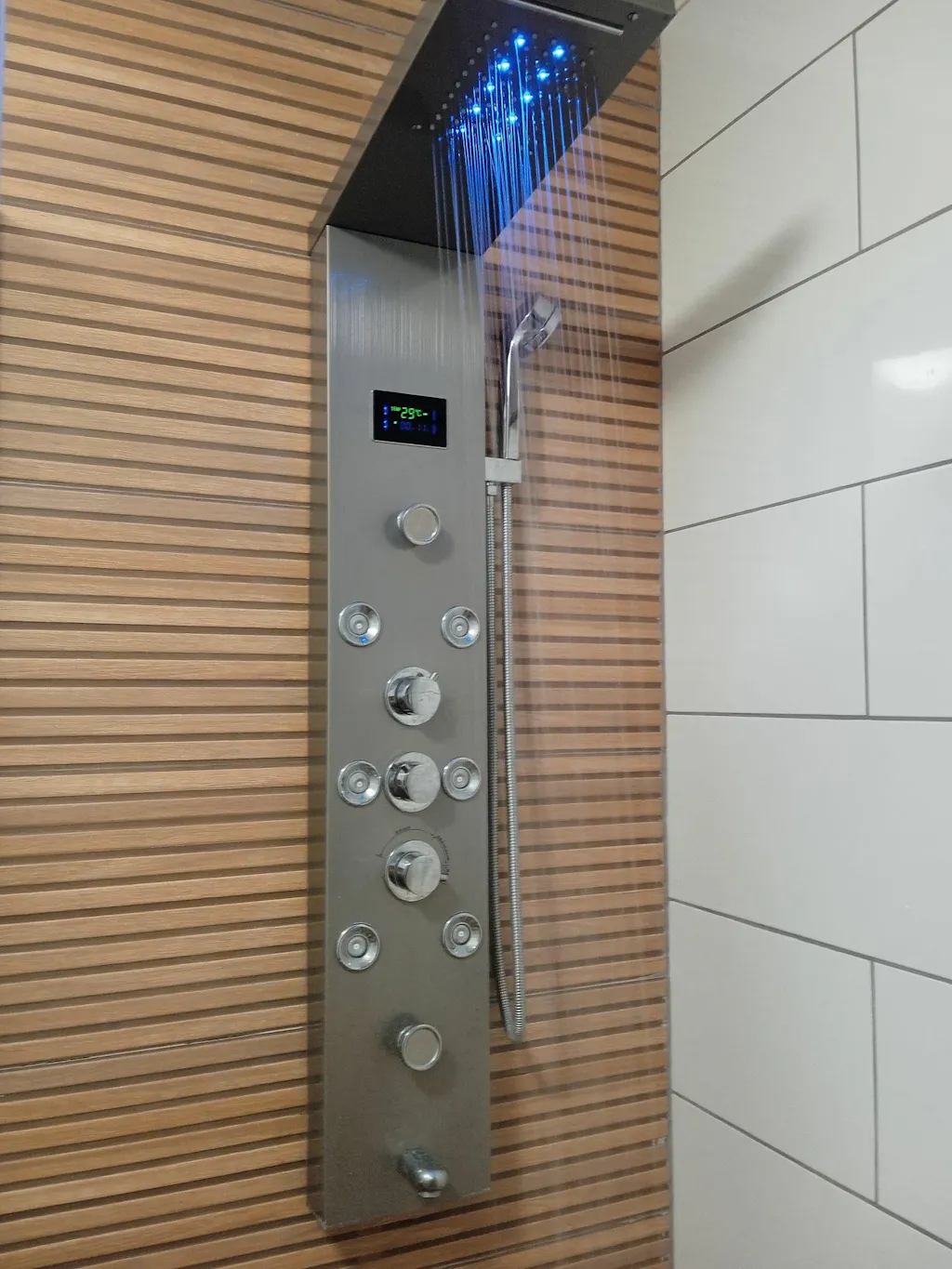 Panel de Dus LED1153, efect ploaie si jeturi masaj – CasaVie
