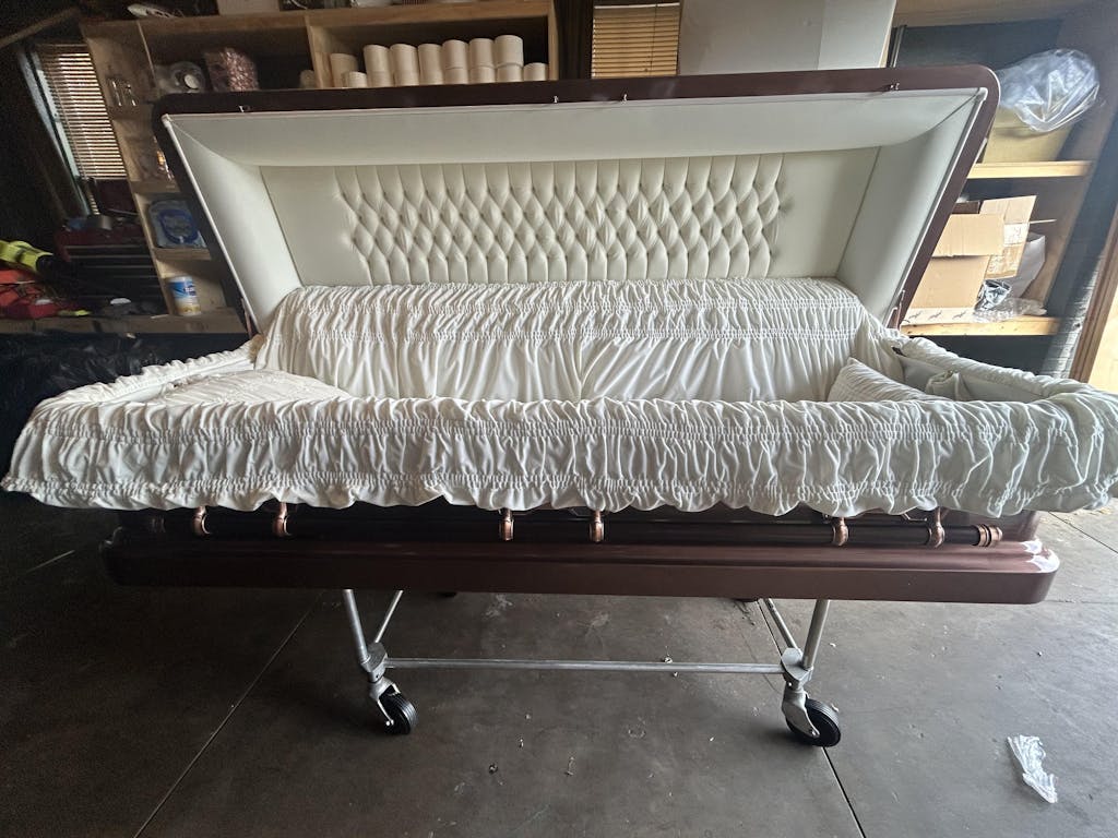 King Bronze Casket | Bronze Caskets, Premium Quality Caskets