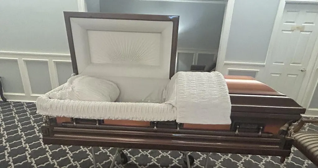 Batesville DaVinci Bronze Casket | Premium Funeral Caskets