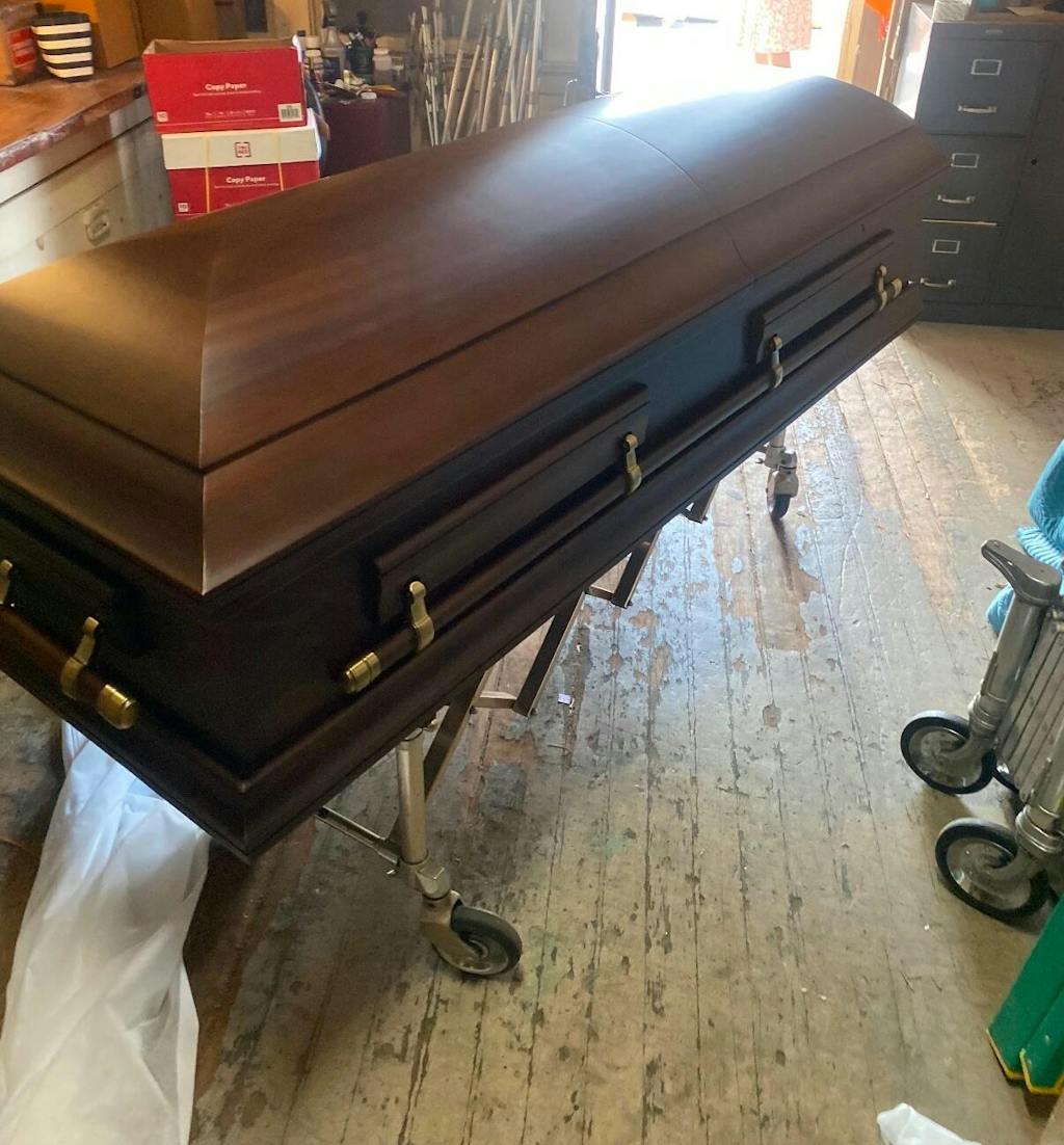 Roosevelt Solid Walnut - Casket Emporium