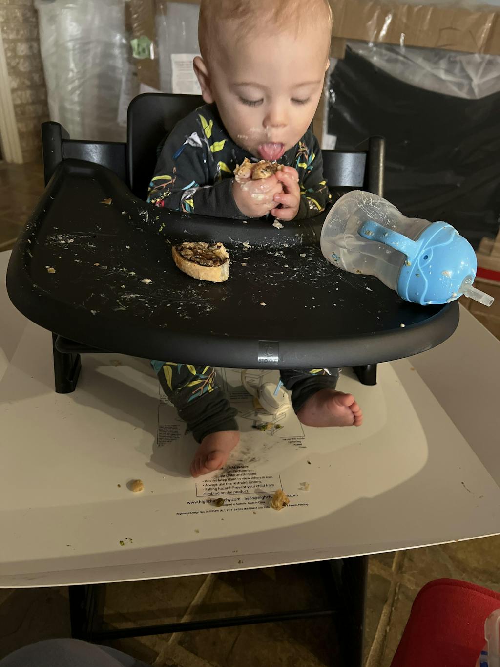 CATCHY - The food and mess catcher for high chairs – Catchy