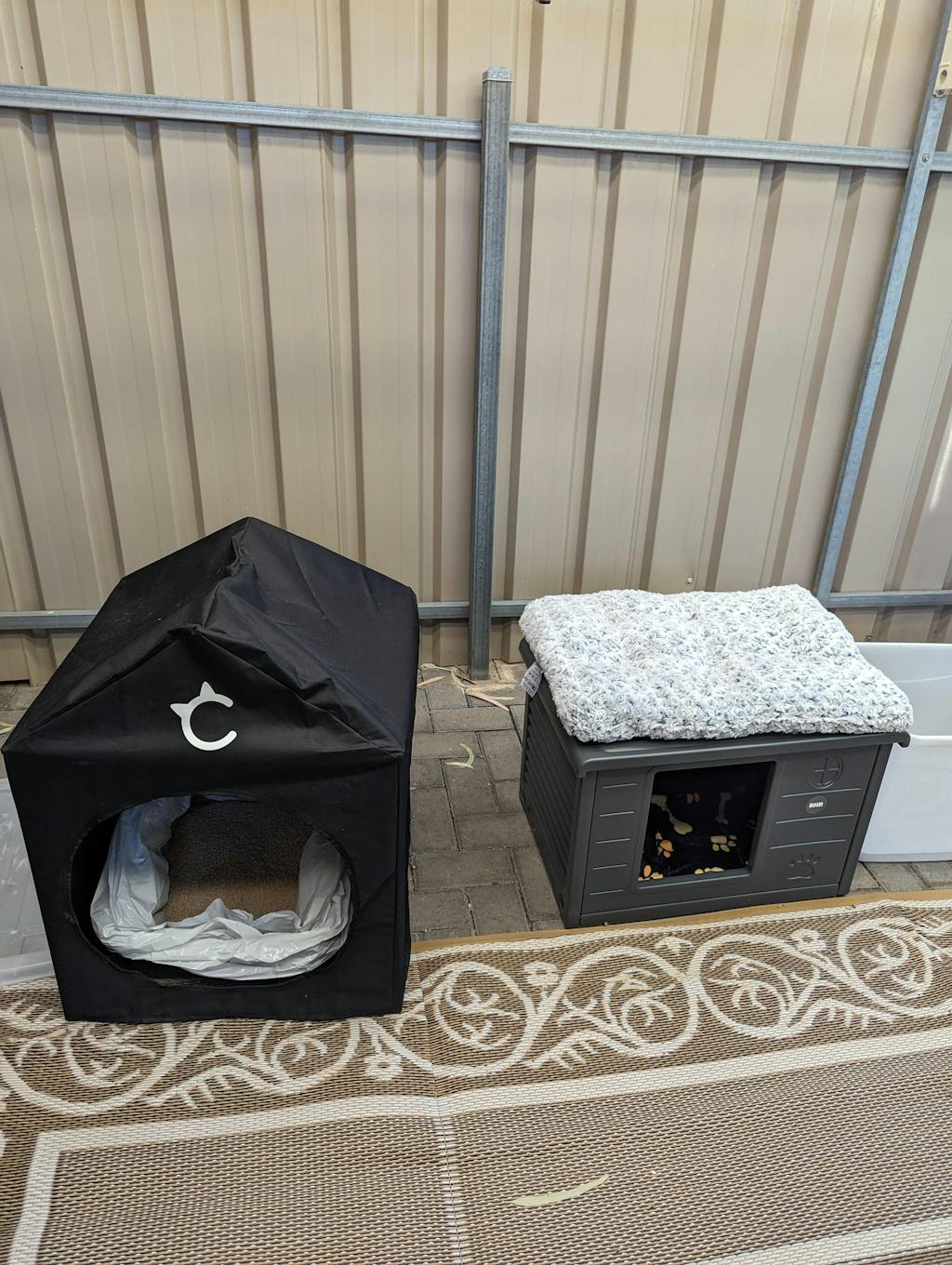 Outdoor Litter Box Shelter – Catnets