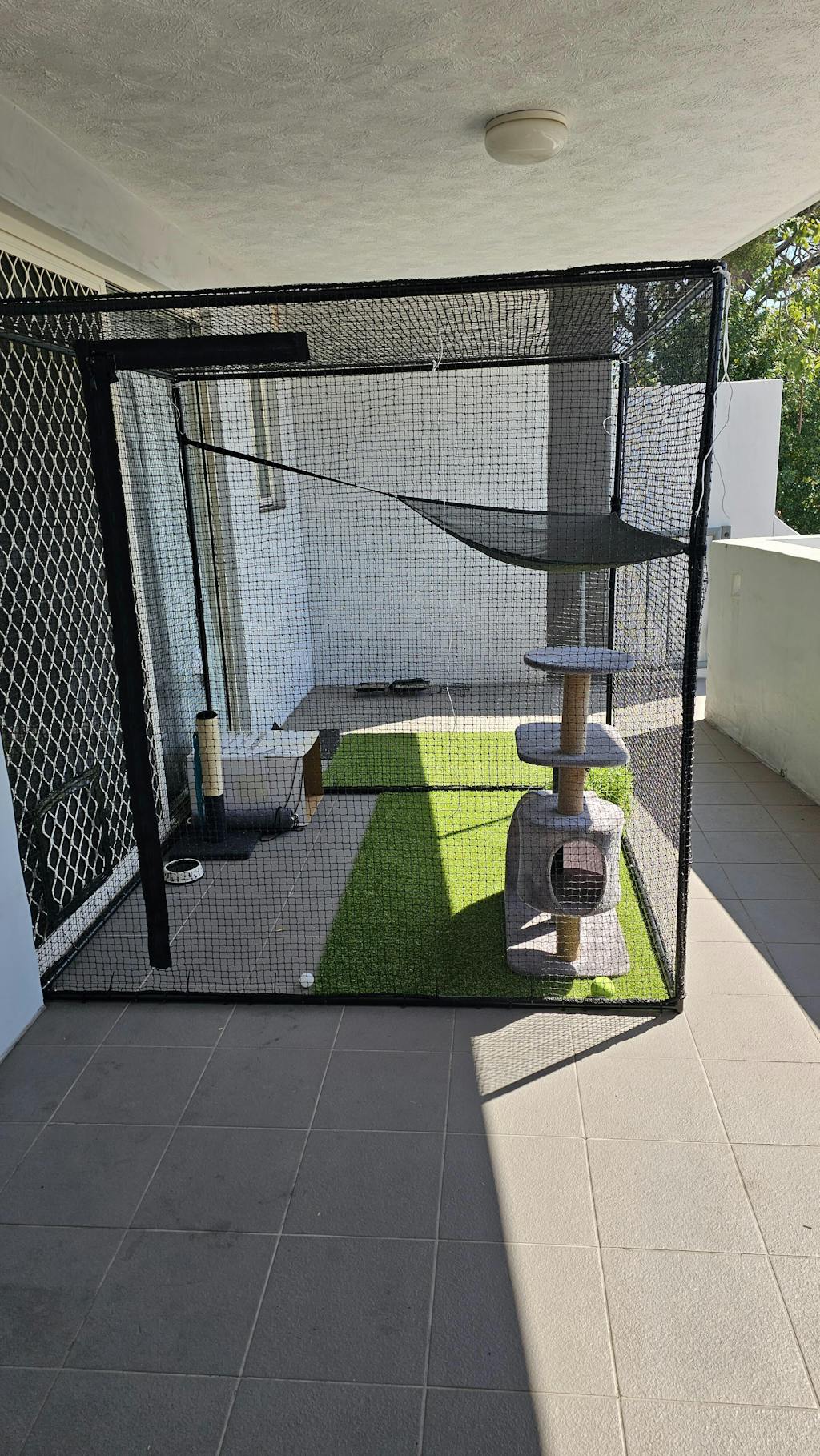 Single Size 1.8m Freestanding Cat Enclosure – Catnets