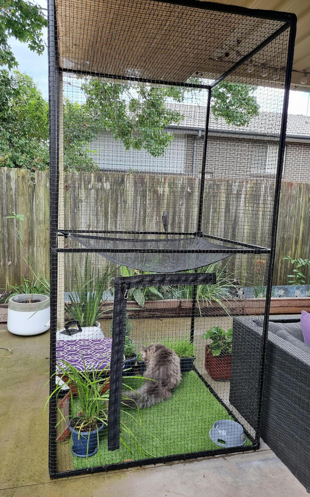 Lite Tower Portable Cat Enclosure 2.3m Height – Catnets