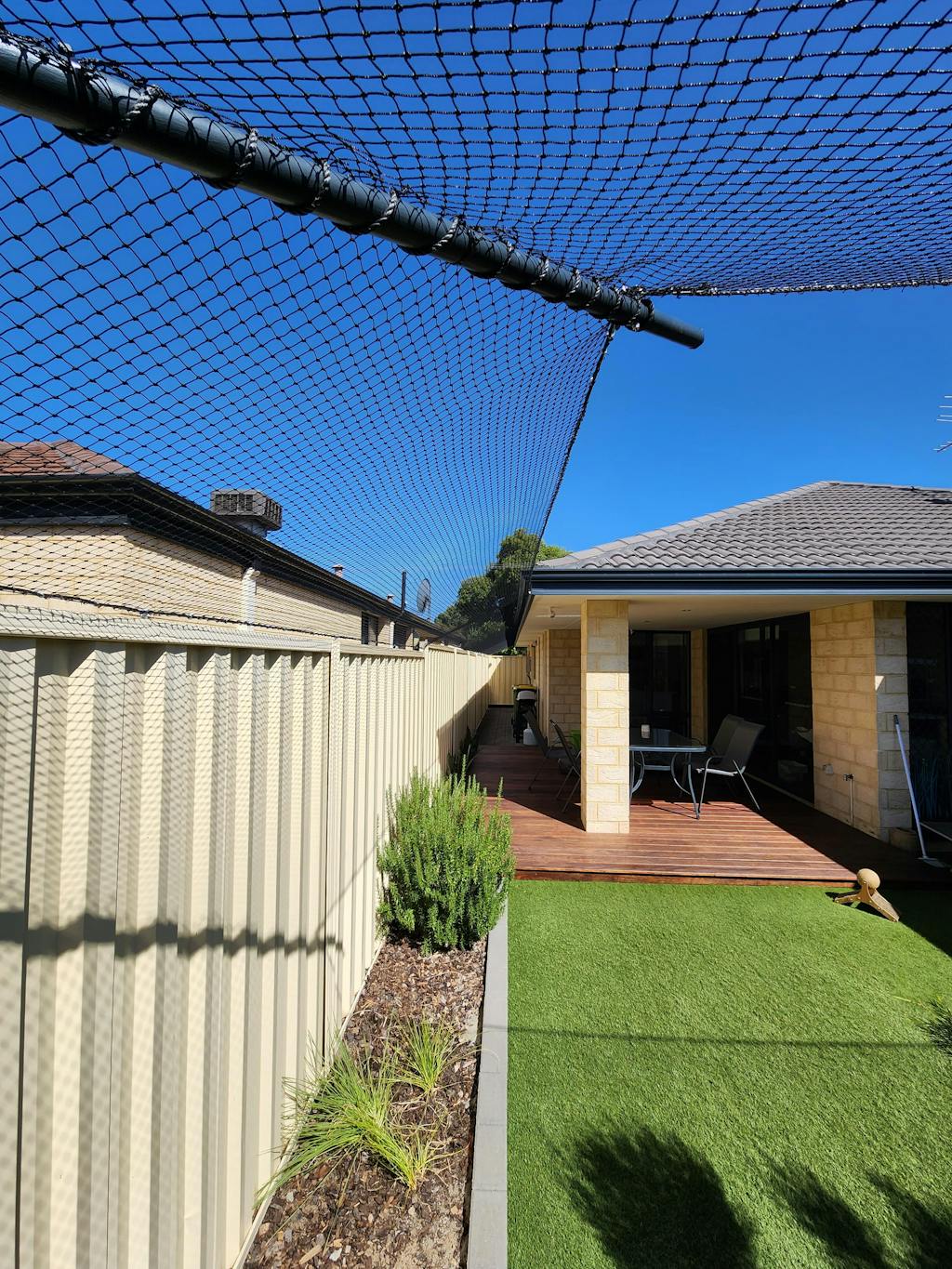 Cat Netting 25m x 3m Black – Catnets