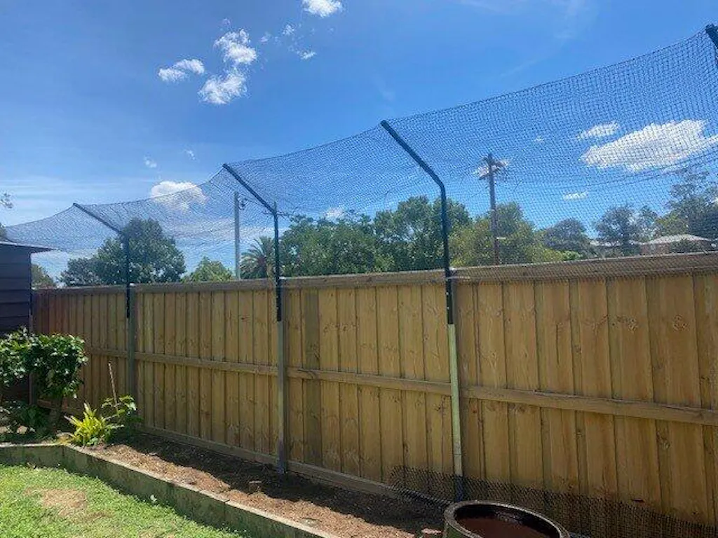 Angled Fence Extension Brackets – Catnets New Zealand