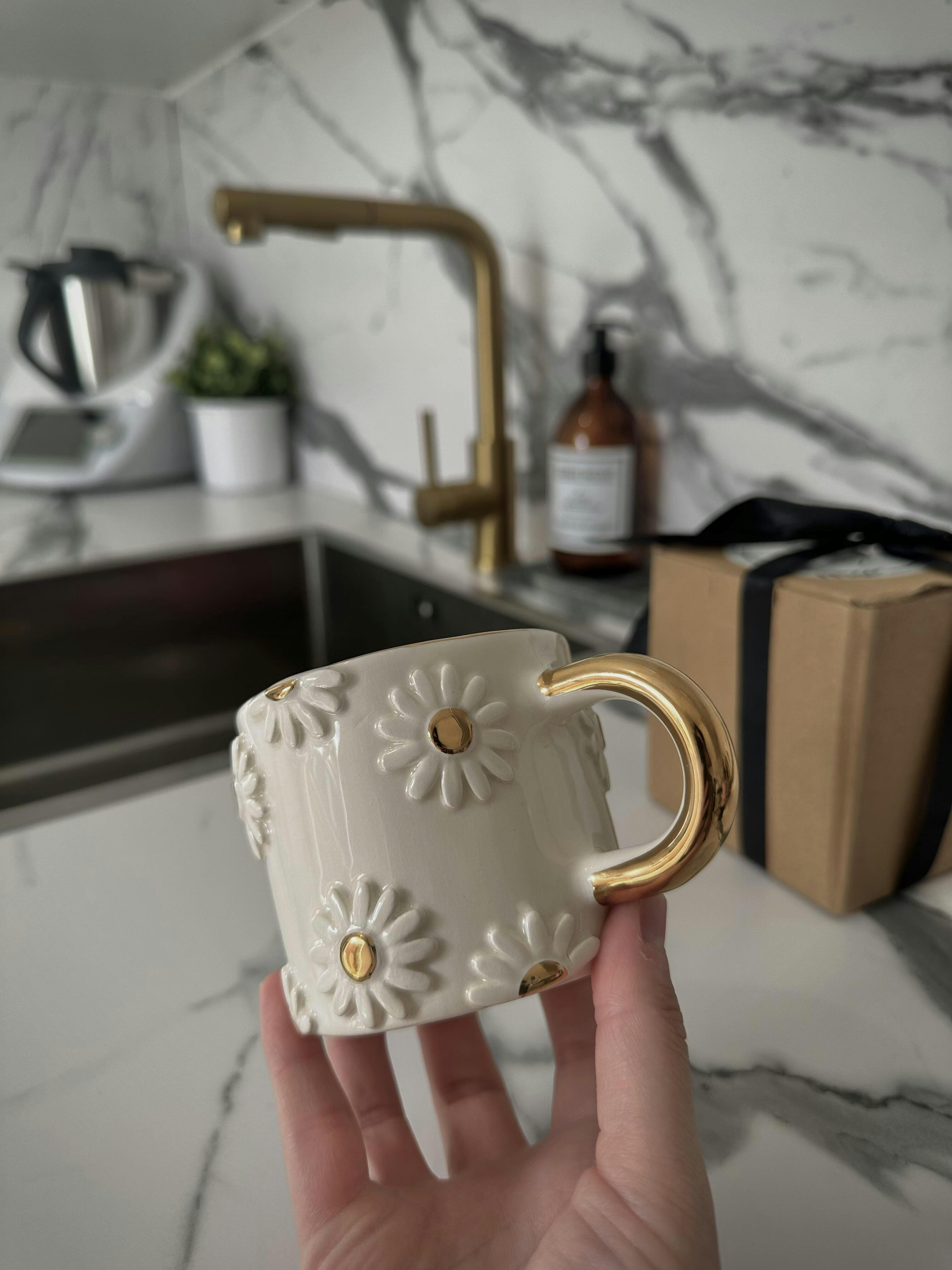 Daisy Handmade Ceramic Mug | Handmade Ceramic Mug | Ceyadesign – Ceya Design