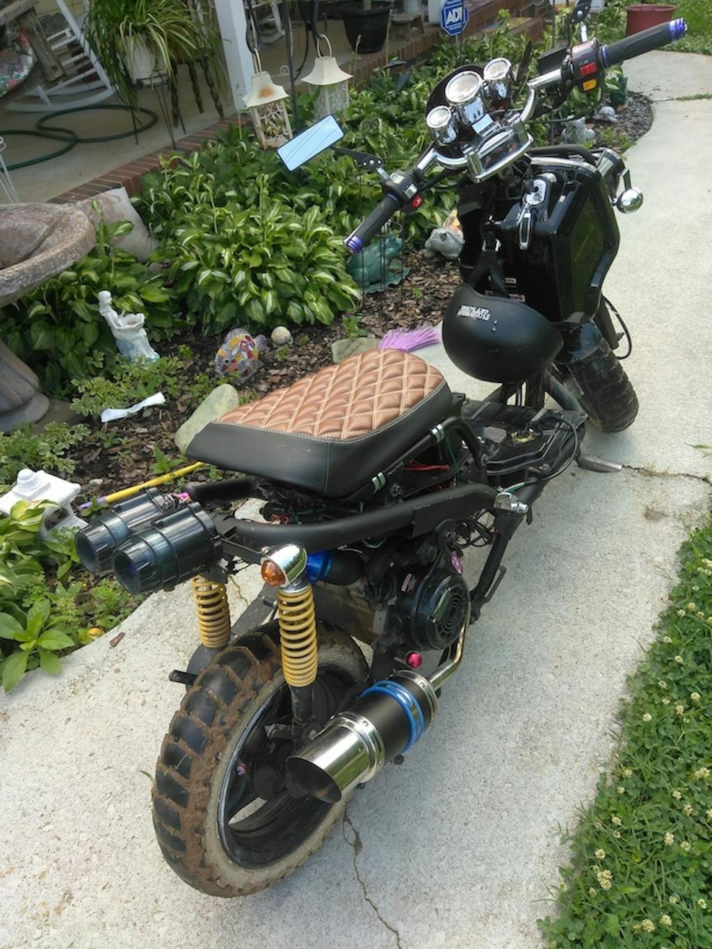 Honda Ruckus Caramel Diamond Seat Cover – Cheeky Seats Scooter Seat Covers