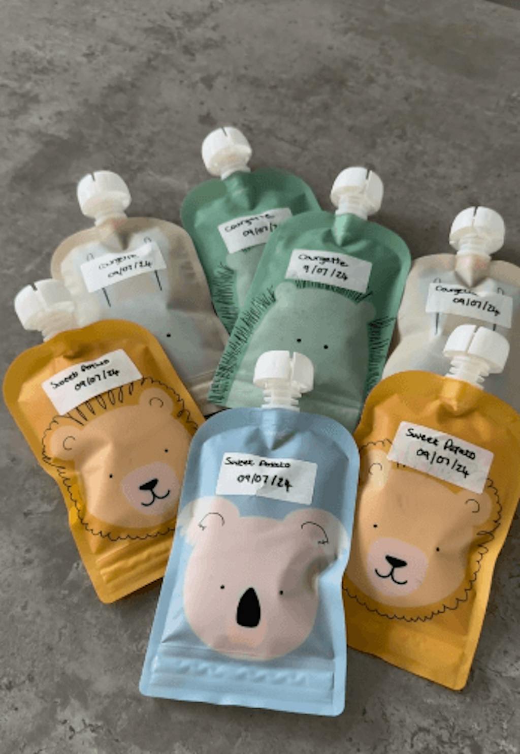 On the Go Reusable Baby Food Pouches - Animal Set 150ml 5PK - Yoghurt ...