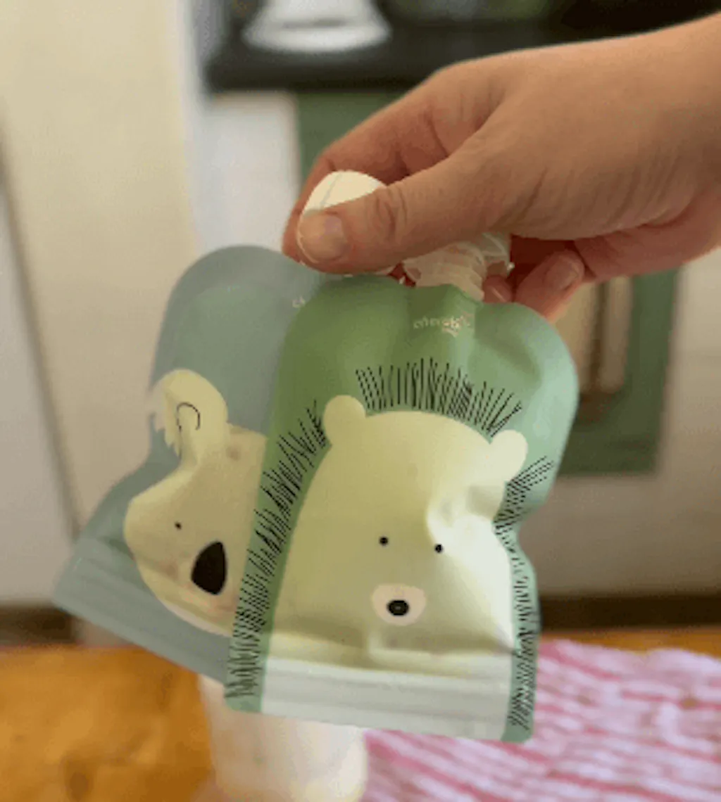 On the Go Reusable Baby Food / Yoghurt Pouches - Animal Set 150ml 5PK ...
